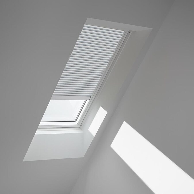 VELUX White Manual Room Darkening Skylight Blind for FS C06 Models in ... VELUX White Manual Room Darkening Skylight Blind for FS C06 Models in ...