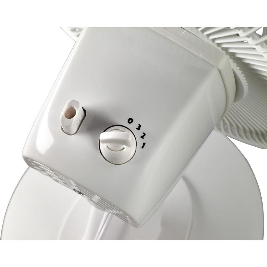 Lasko 12-in 3-Speed Indoor White Desk Fan in the Portable Fans ...