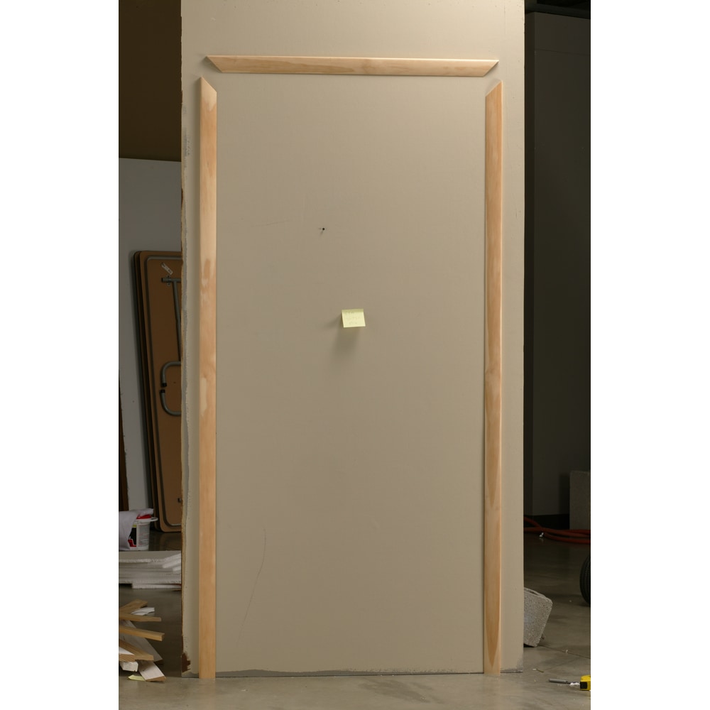 EverTrue Pine Modern Casing 2 1/4" x 11/16" at Lowes.com