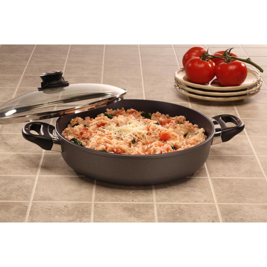 Swiss Diamond HD Classic 11-in Aluminum Cooking Pan with Lid(s ...