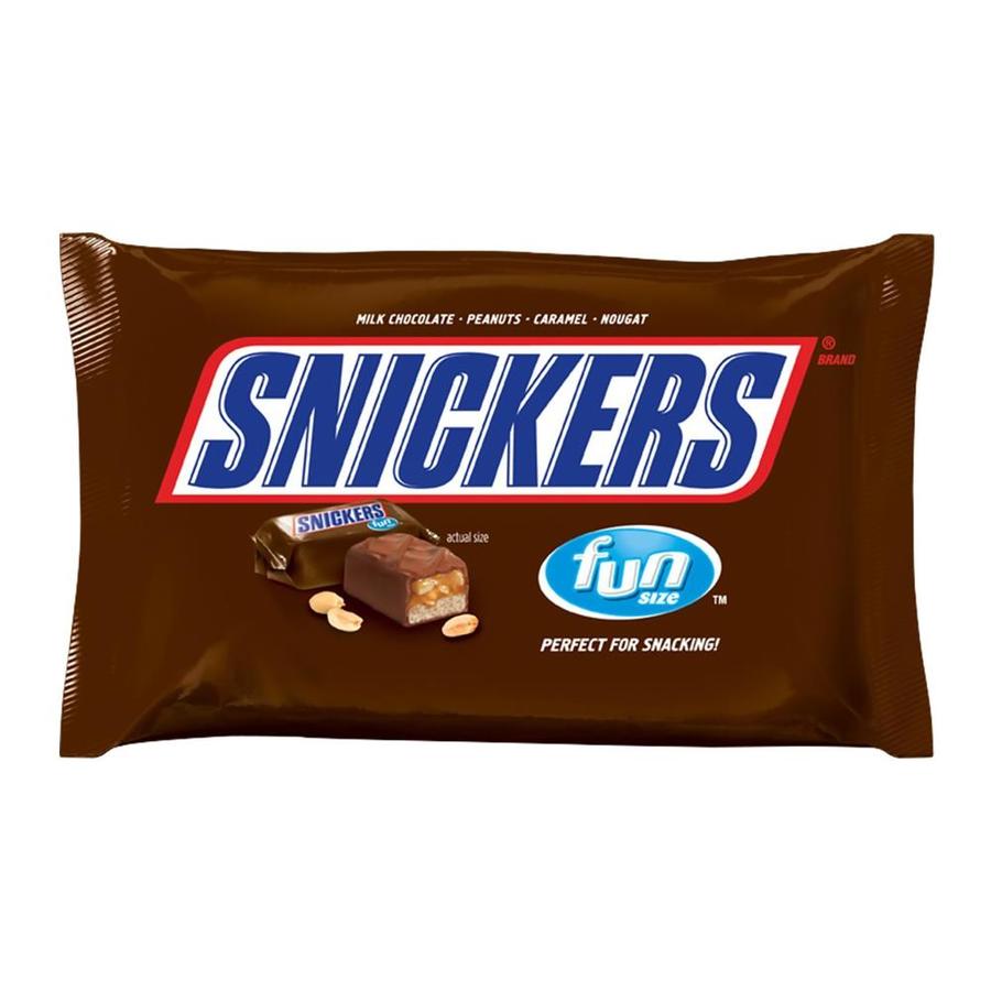 Snickers Snickers Fun Size Chocolate Candy Bars 20.77-Ounce Bag (Pack ...