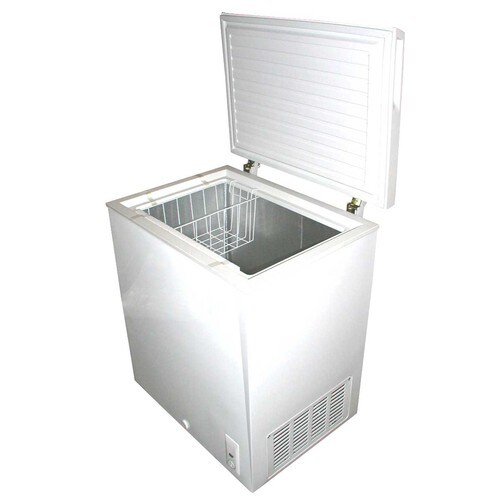Holiday 7-cu ft Chest Freezer (White) in the Chest Freezers department ...