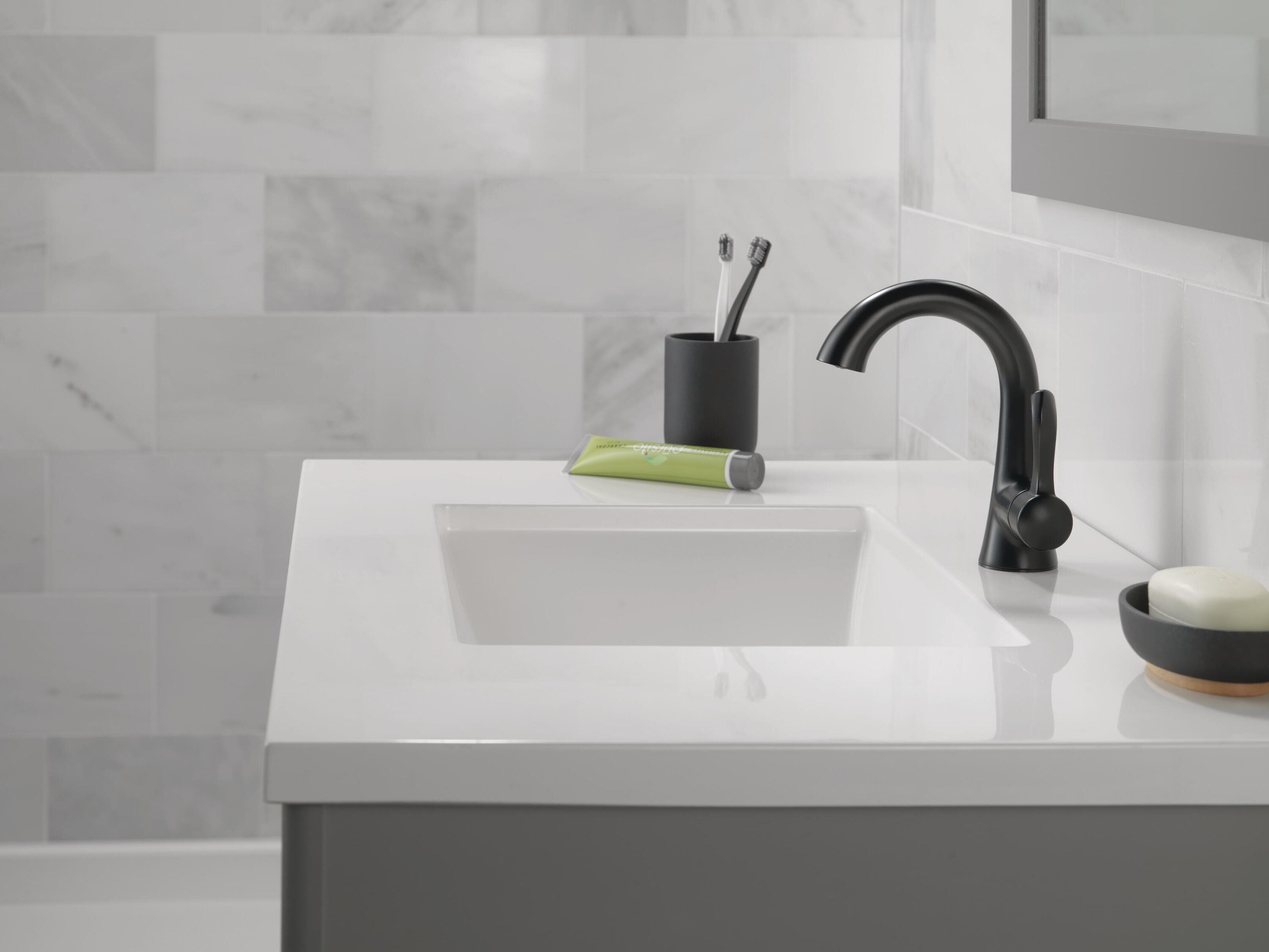 Delta Esato Matte Black Single Hole 1-Handle WaterSense Bathroom Sink ...