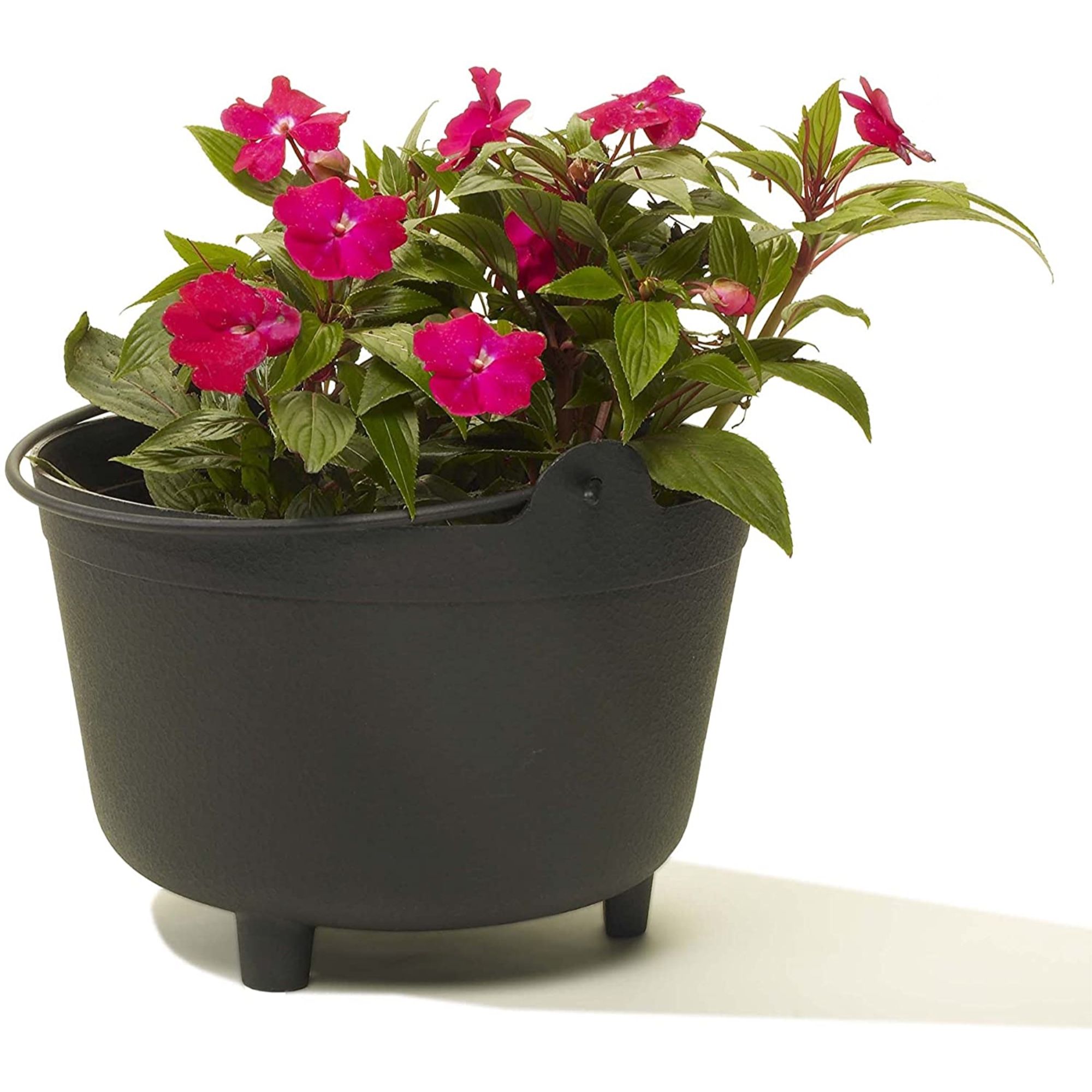 Novelty Manufacturing Antique-Inspired Kettle Plastic Round Planter ...