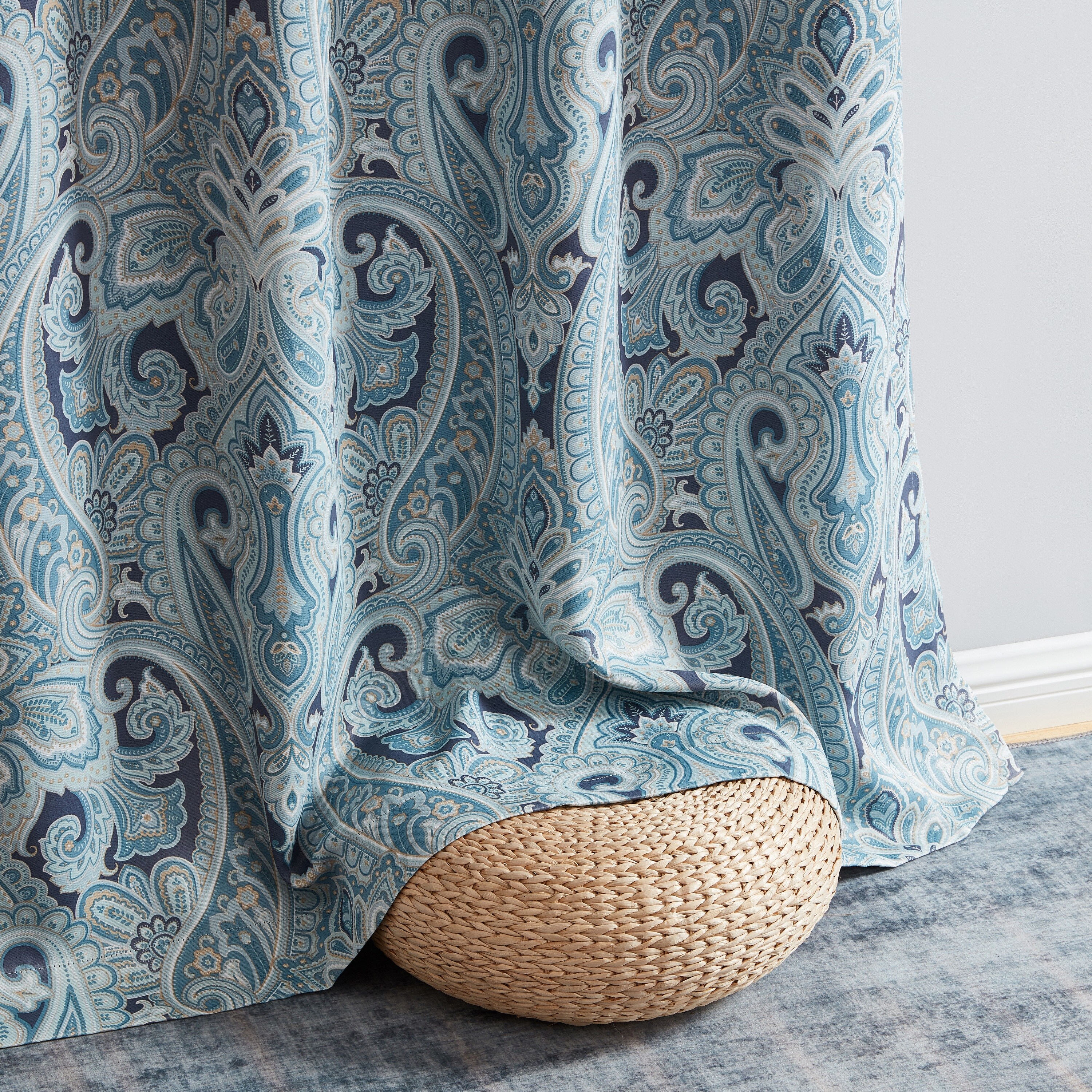 HLC.me Paris Paisley Print Damask Light Reducing Filtering Grommet Top ...