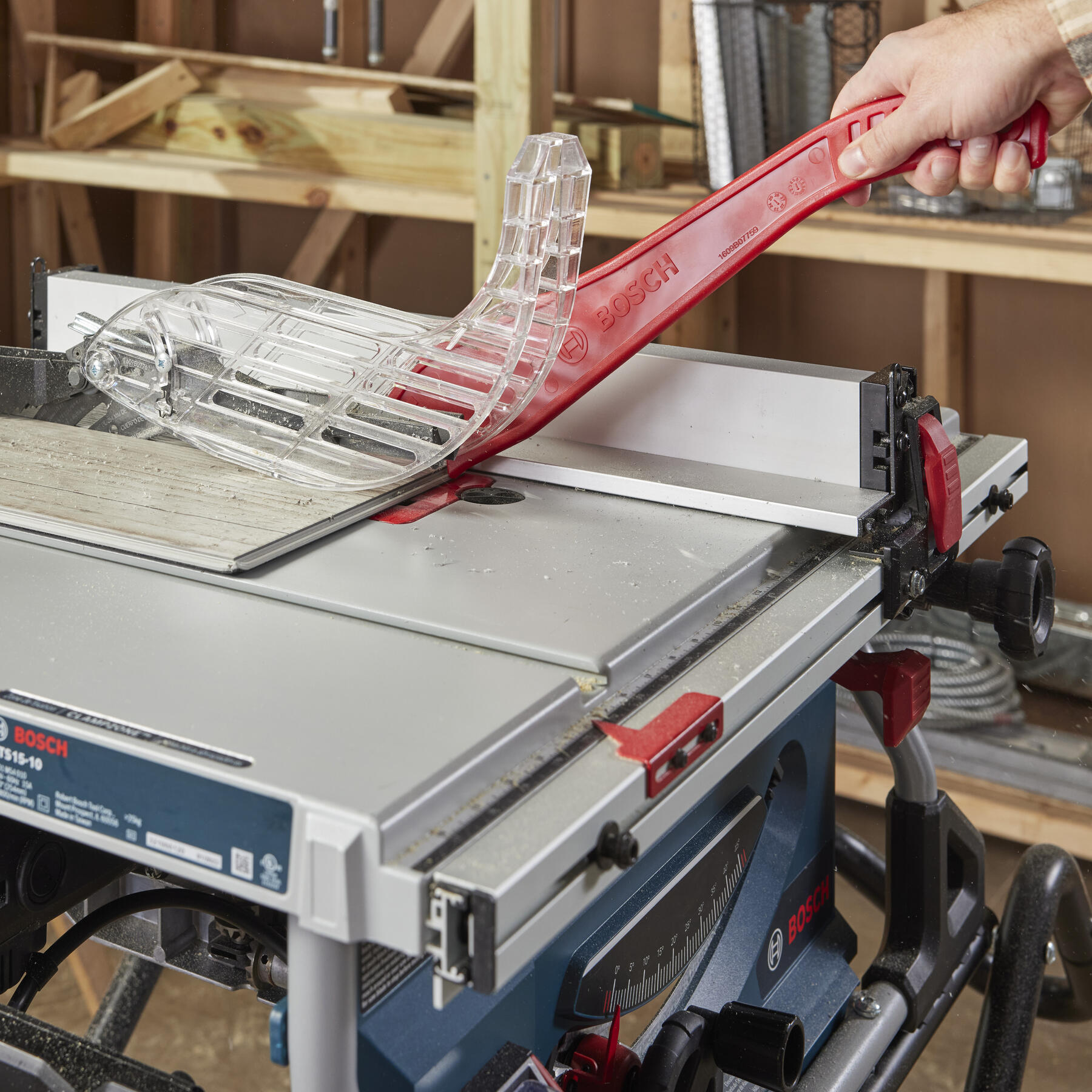 Bosch 10-in 15-Amp 12-Volt Corded Portable Jobsite Table Saw with ...