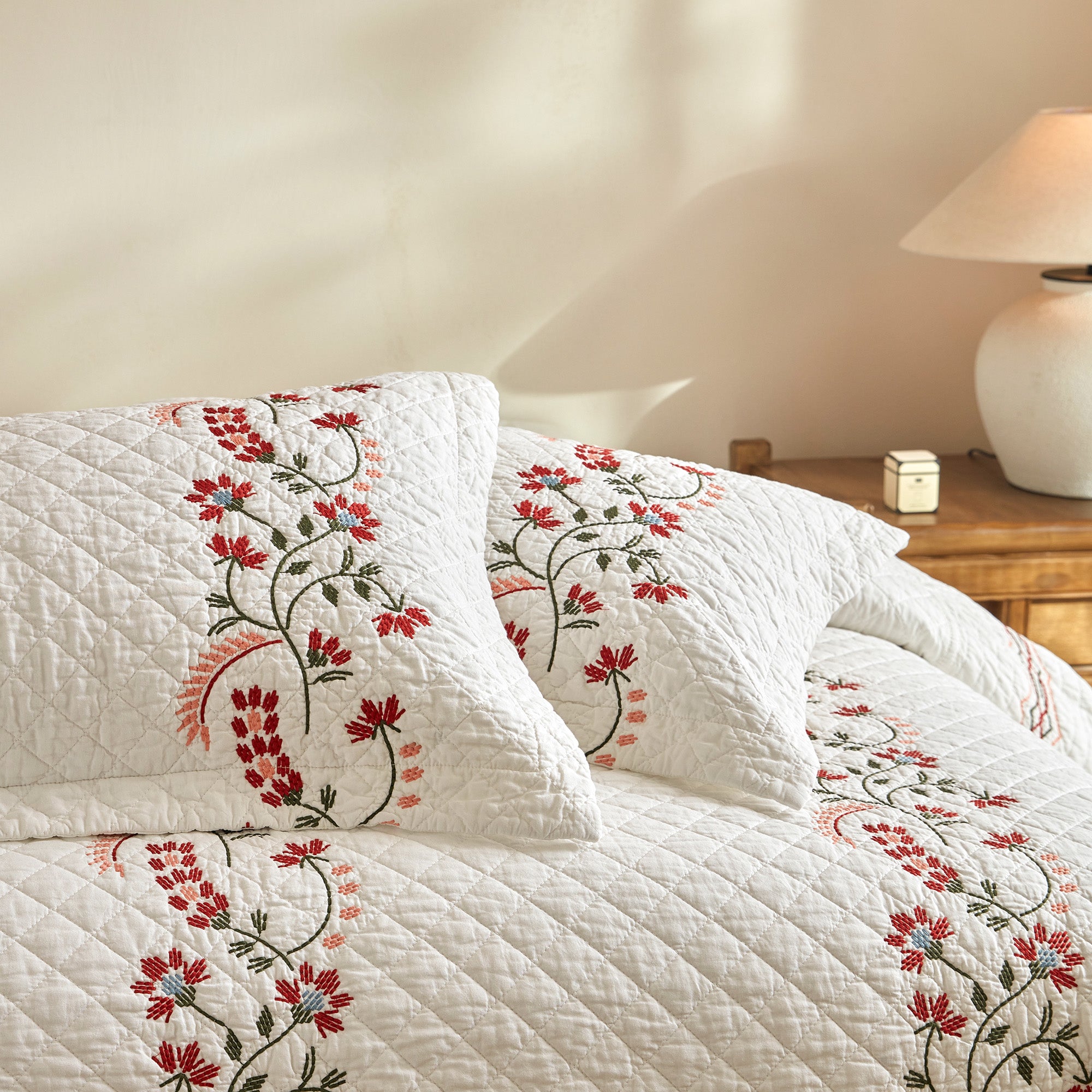 MarCielo 3Pcs Cotton European Folk Embroidered Quilt Bedspread Set ...