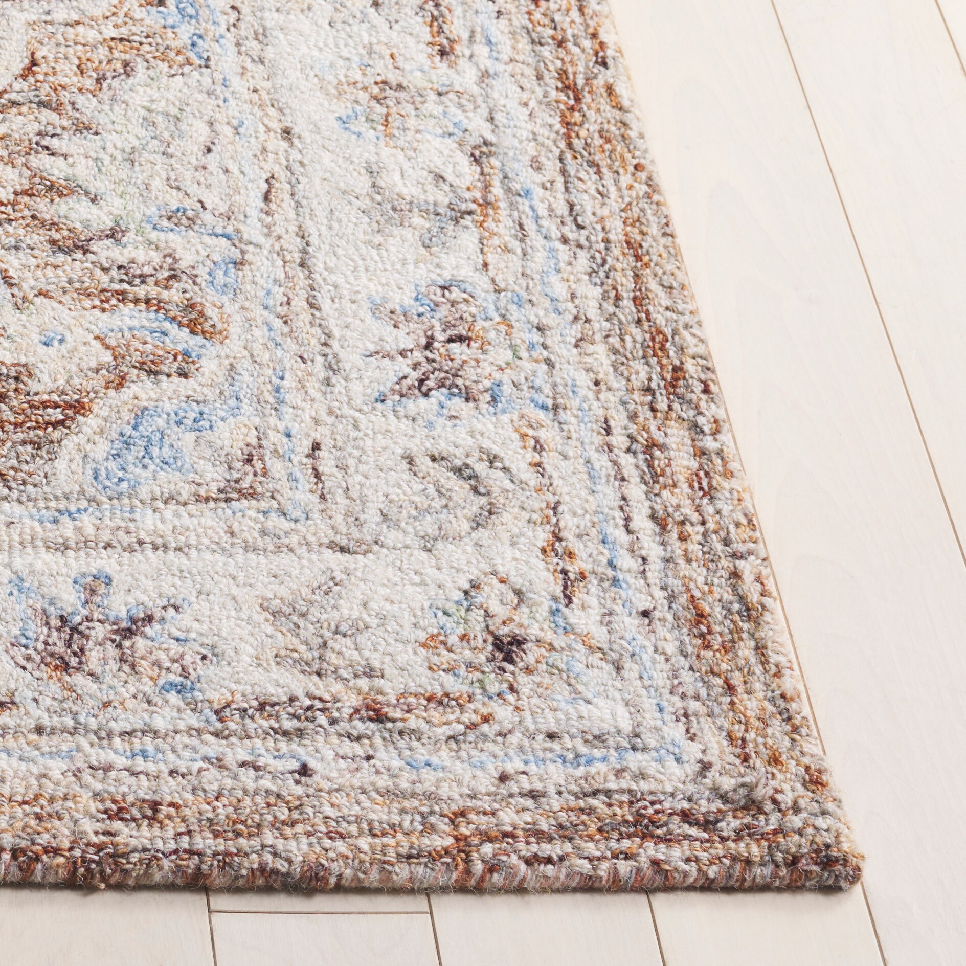 Safavieh Metro 755 Beige/Blue Traditional 5ft x 8ft Medium Rectangle ...