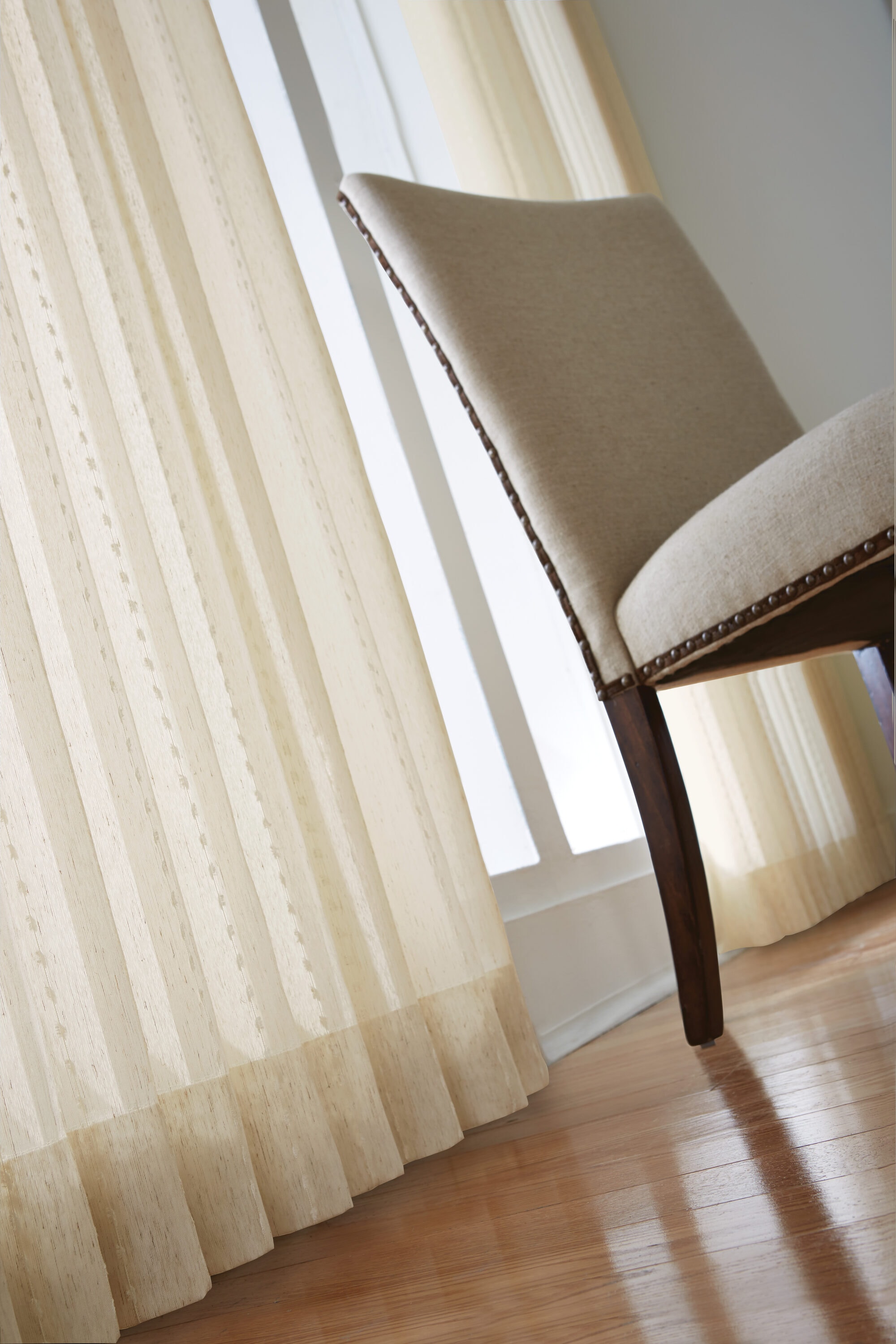 Bali Custom Sheer Enchantment Vertical Blinds BSV15 at Lowes.com