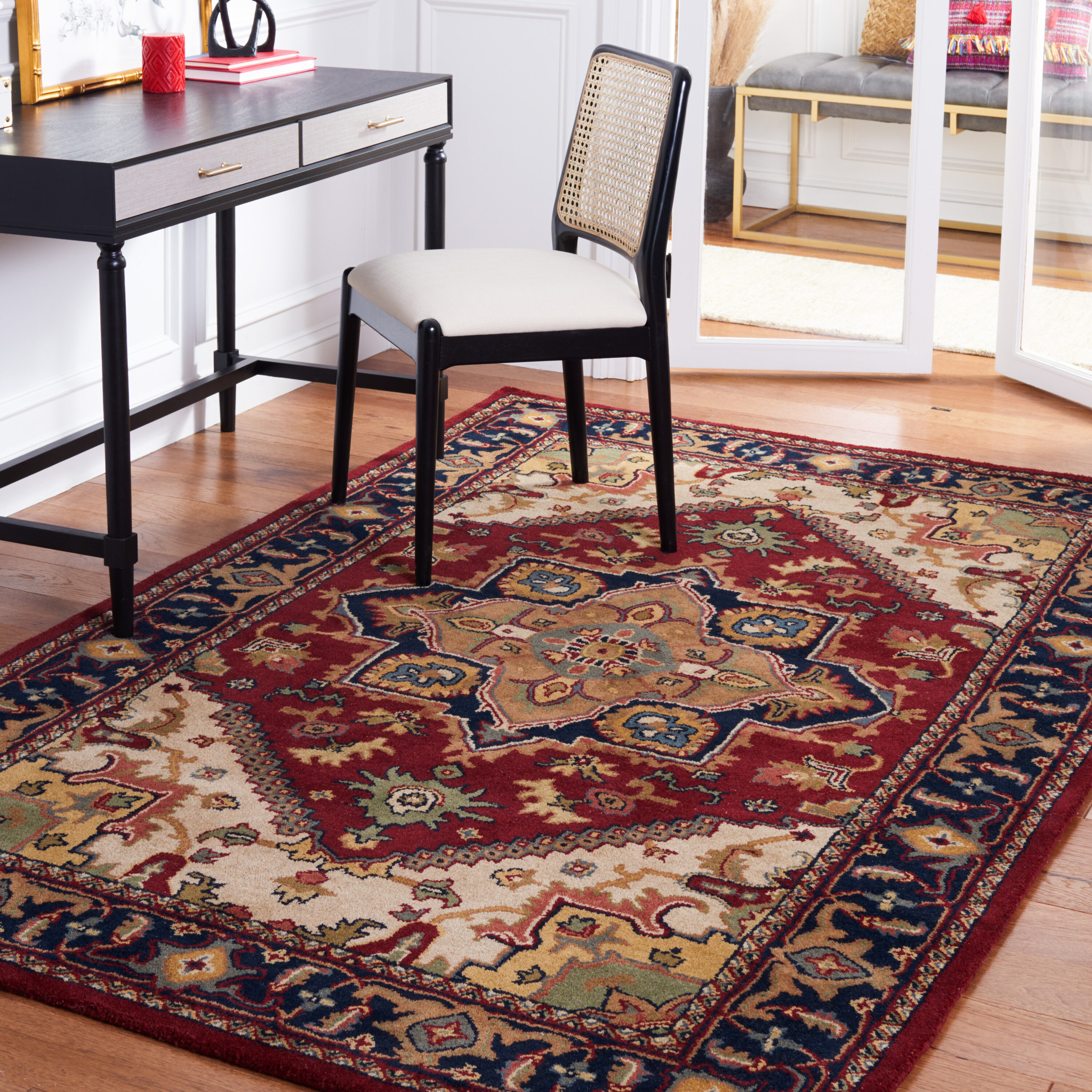 Safavieh Heritage 5 x 8 (ft) Tufted Wool Red Rectangular Indoor Mid ...