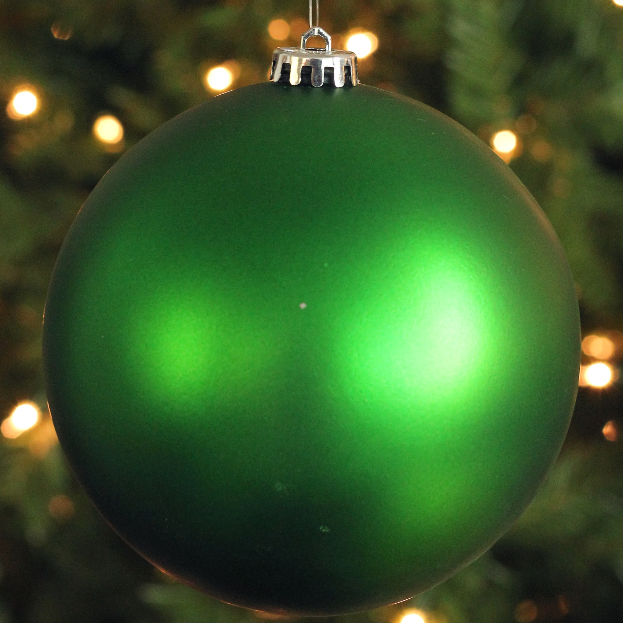 Northlight Green Ball Standard Indoor Ornament Shatterproof 32911597 at ...