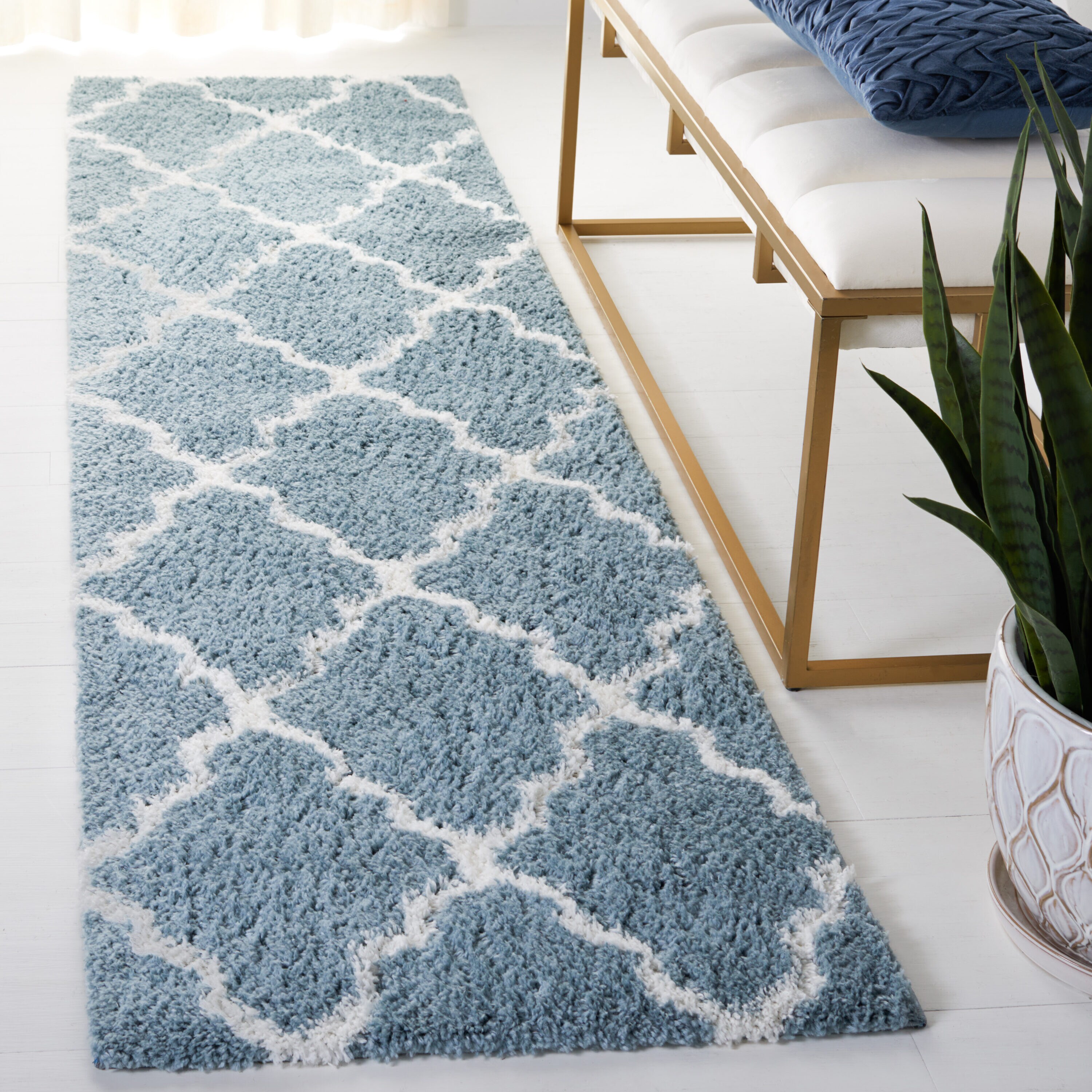Safavieh Berber Shag 575M Blue Rust/Ivory 2ft-3in x 8ft Runner Rug in ...