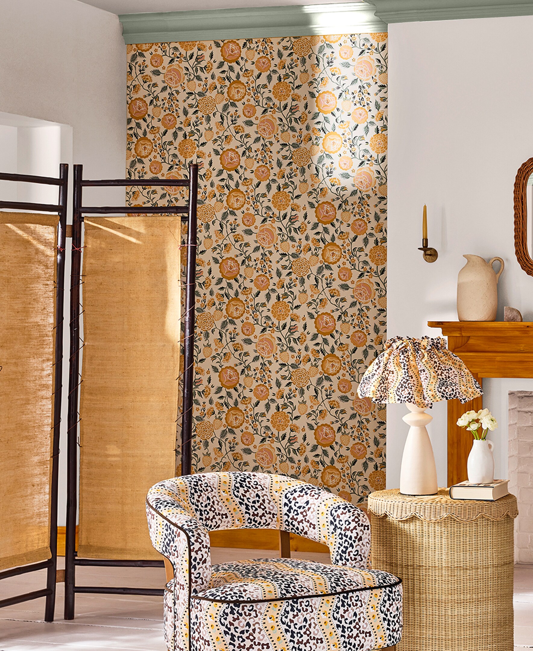 Cath Kidston 56-sq ft Blue Non-woven Floral Unpasted Wallpaper in the ...