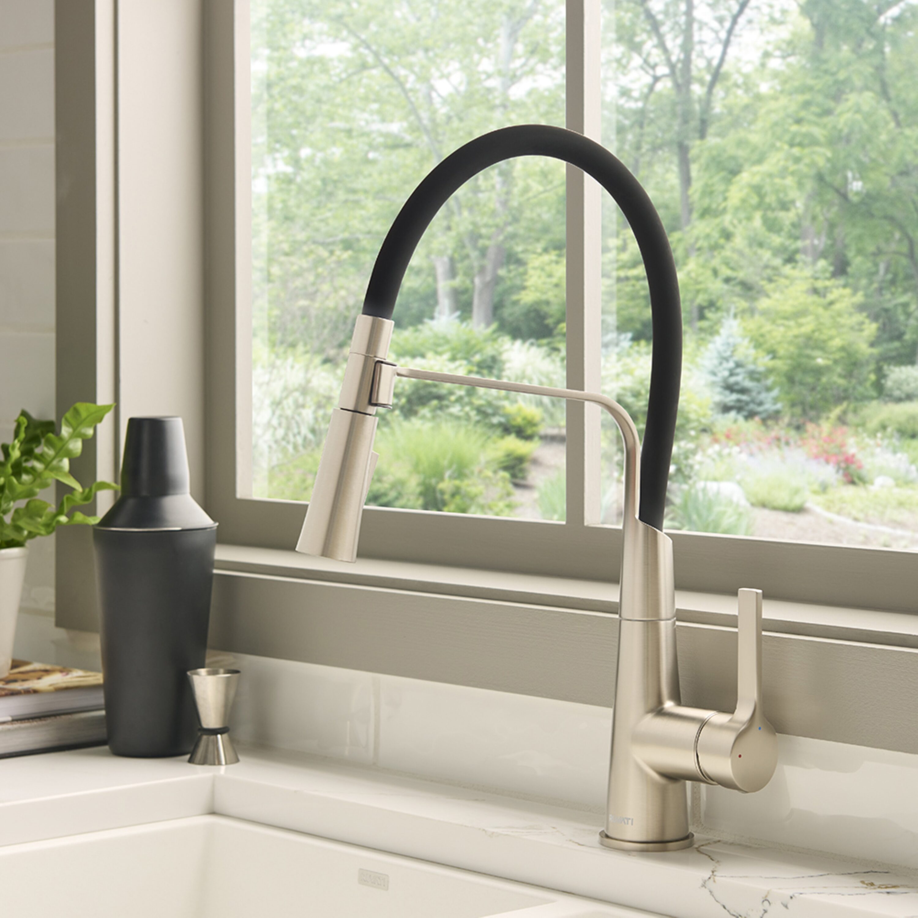 Ruvati Carina Stainless Steel Single Handle Deck-mount Pull-down ...