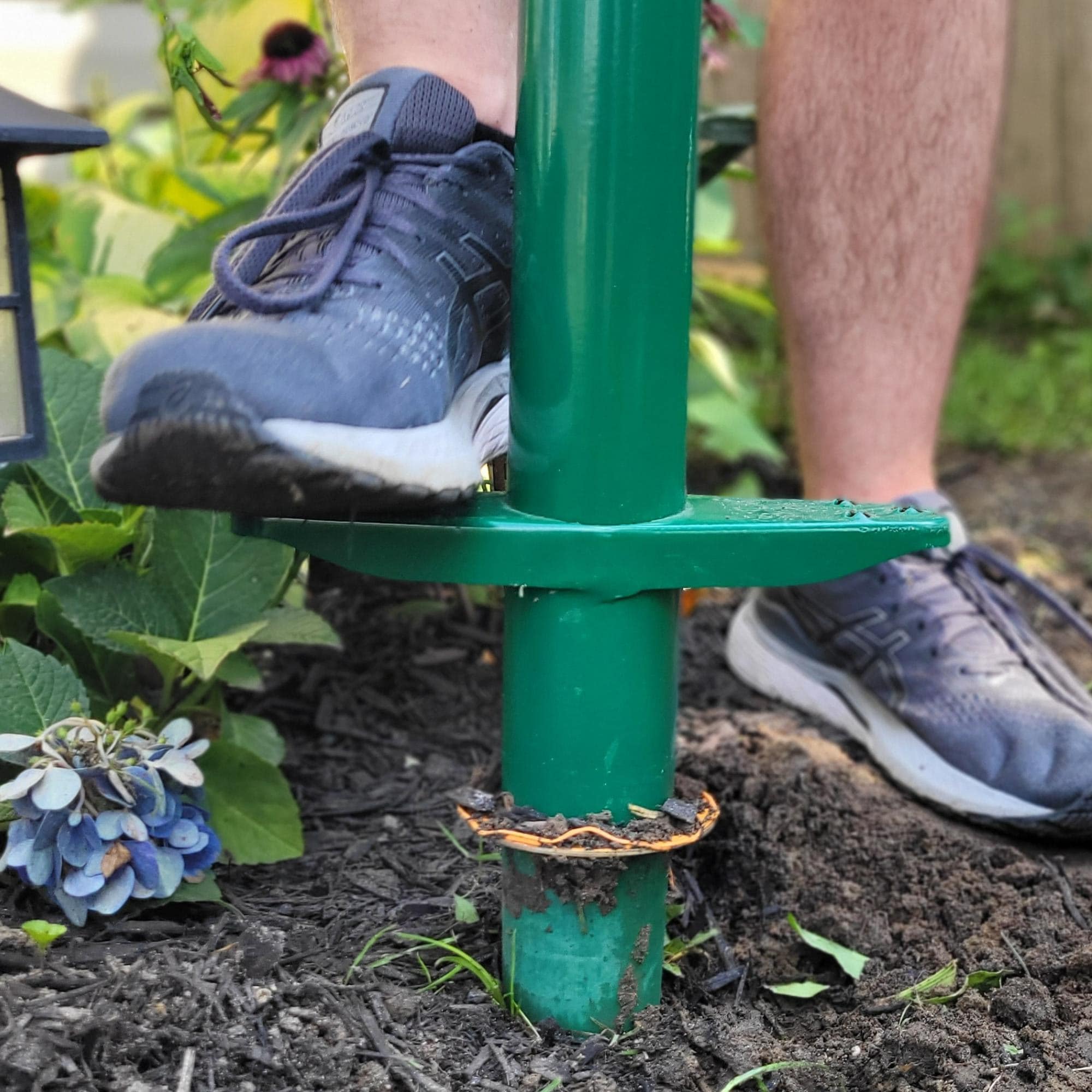 Long-handle tool Steel Bulb Planters Near Me at Lowes.com