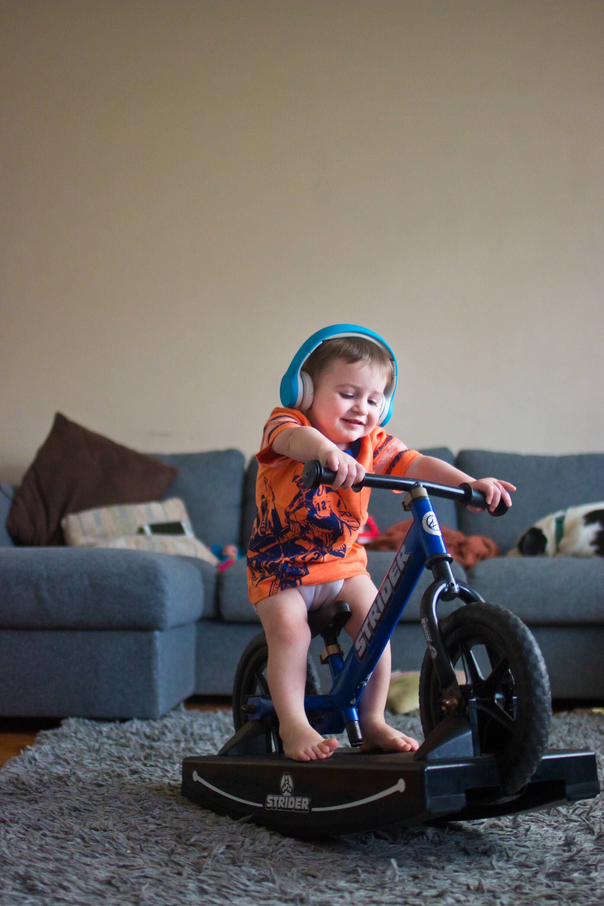 STRIDER 12-in Youth Unisex Rocker To Balance PROCK-ST-S4BL at Lowes.com