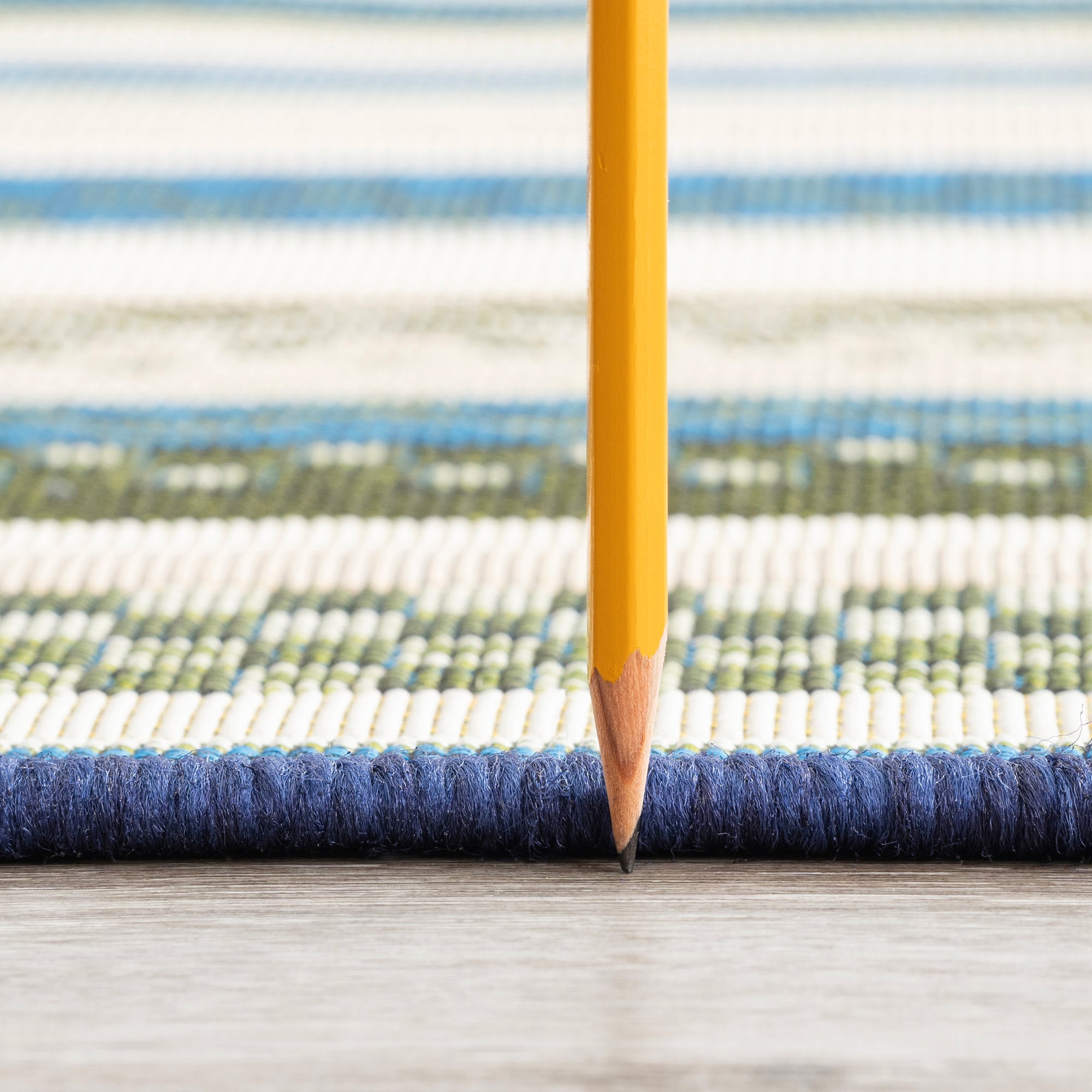 Tayse Stunning 5 X 7 (ft) Green Indoor/Outdoor Border Coastal Area Rug ...