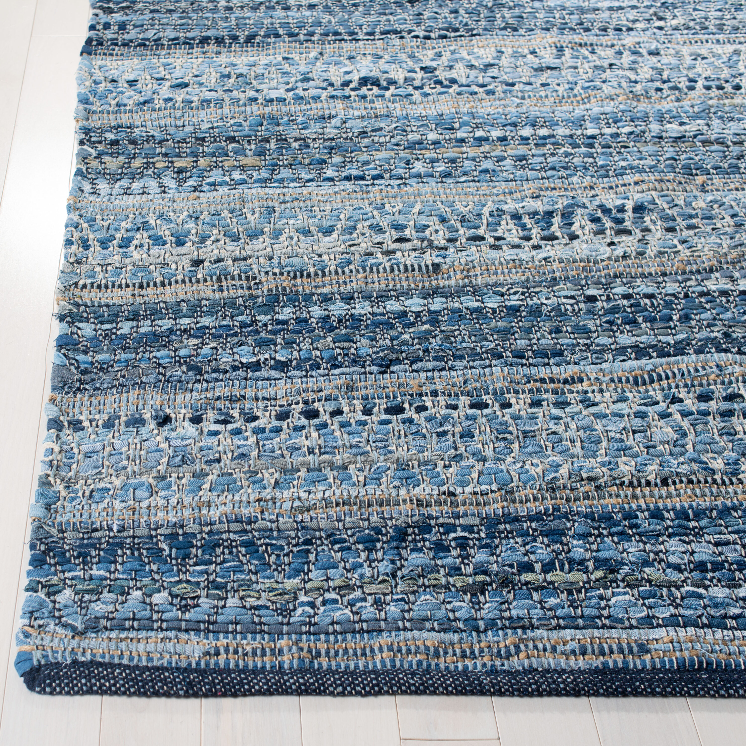 Safavieh Montauk Tybee 2 x 7 (ft) Synthetic Blue Rectangular Indoor ...