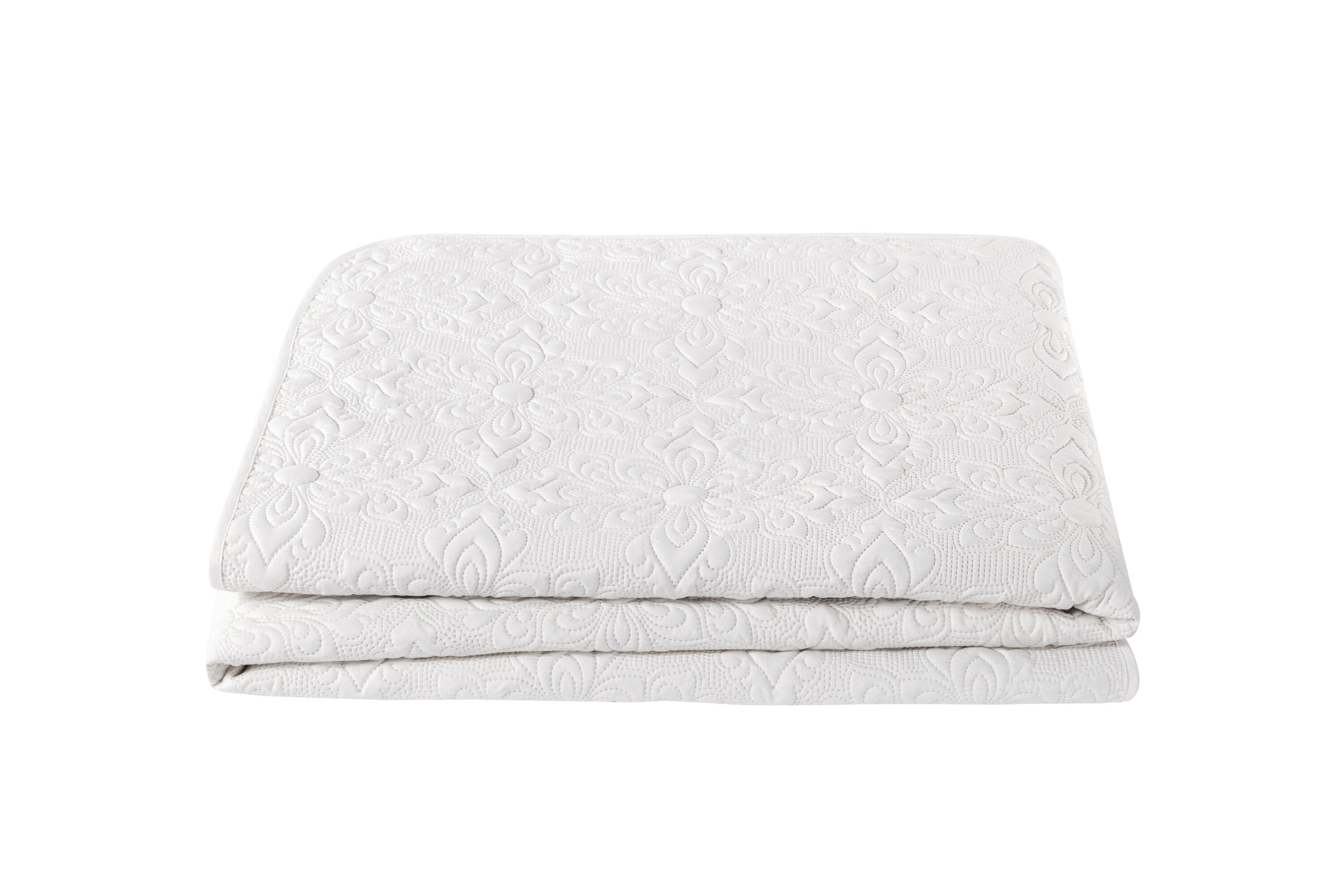 VCNY Home Caroline 3 -Piece White King Quilt Set in the Bedding Sets ...