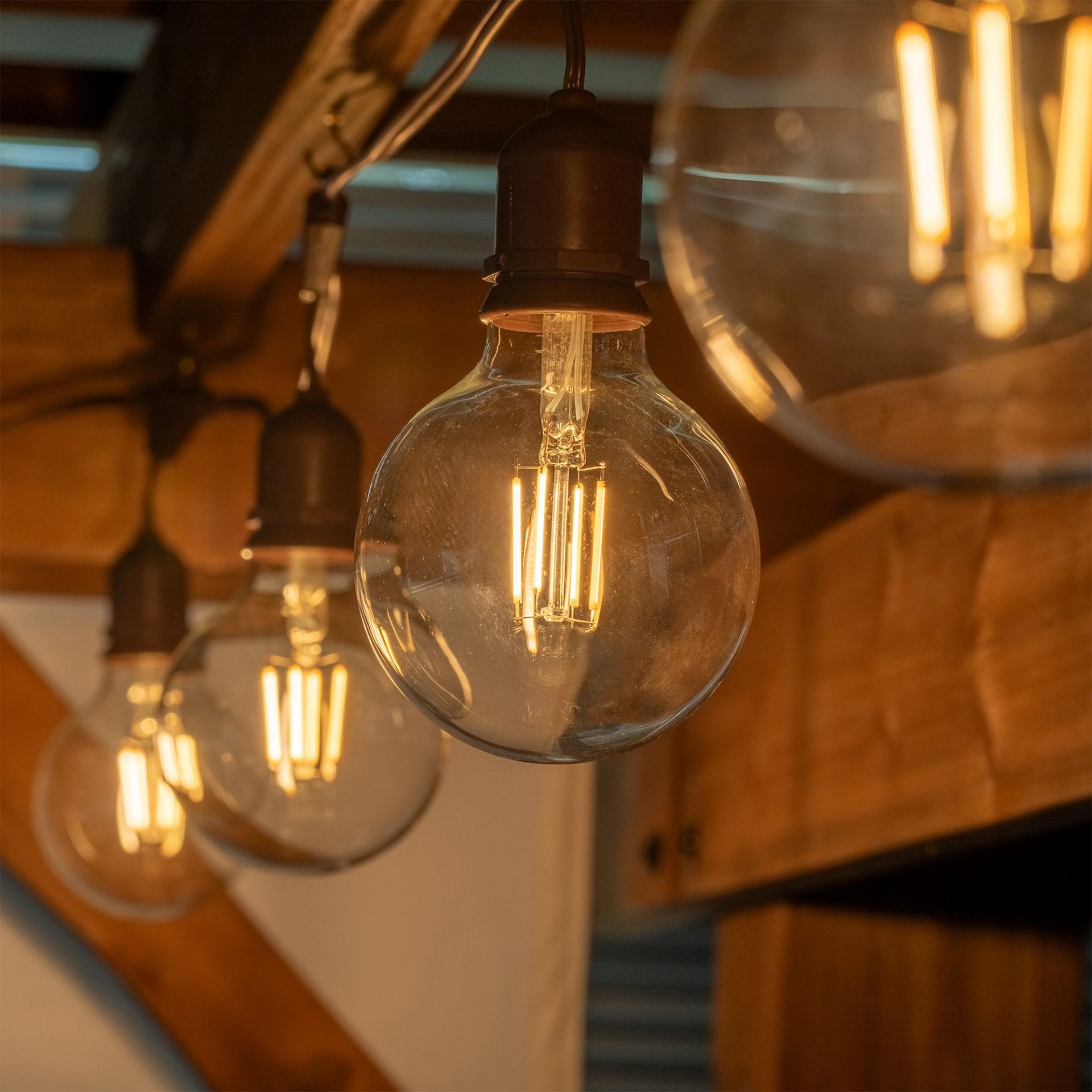 Novelty Lights 4 Pack G95 Edison Style LED Globe Light Bulb 4 Watt (40 ...