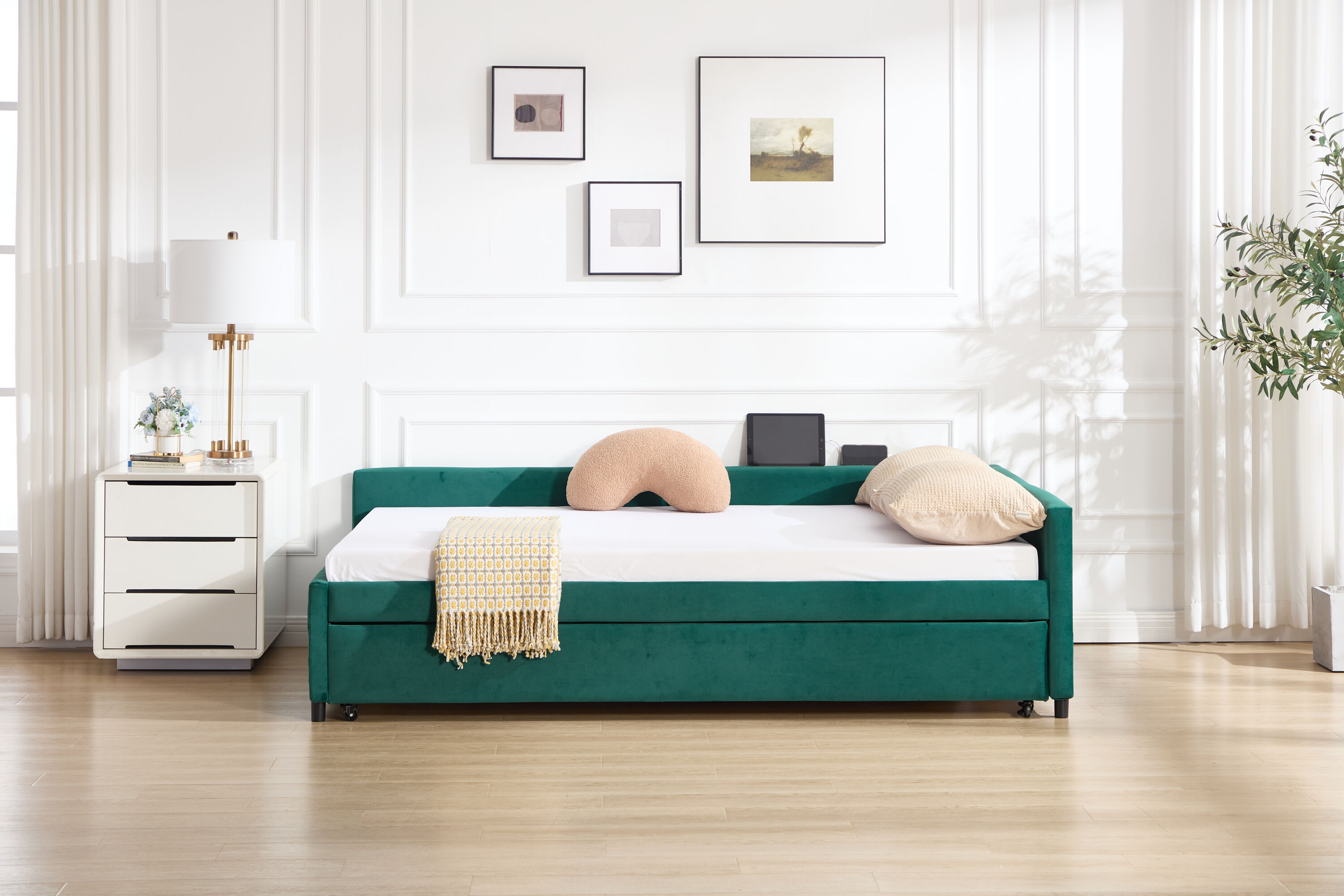 LUXEYARD Upholstered Daybed with Trundle sturdy wooden bed frame modern ...