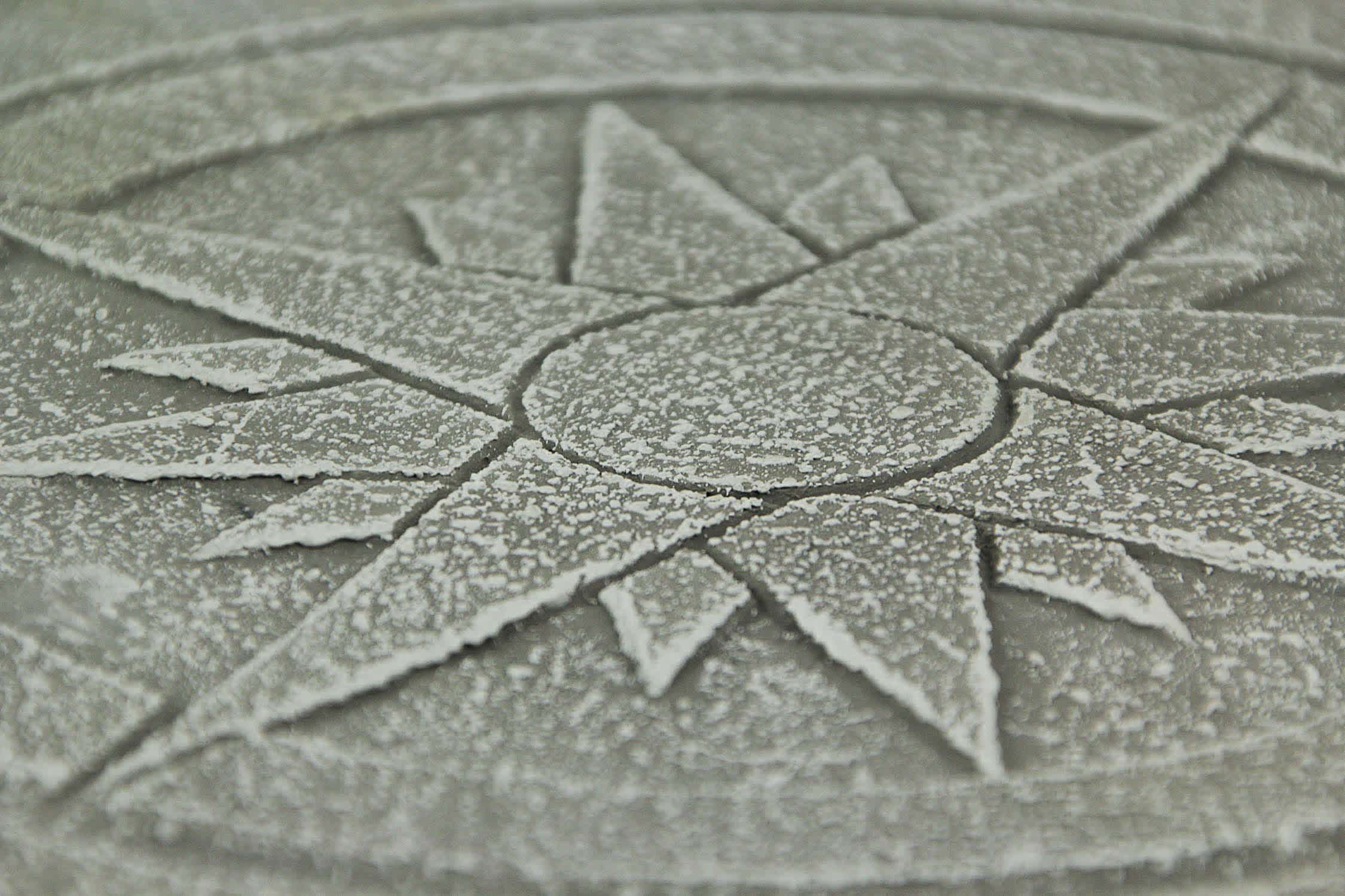 Zeckos 3 Compass Design Natural Gray Finish Round Cement Stepping ...