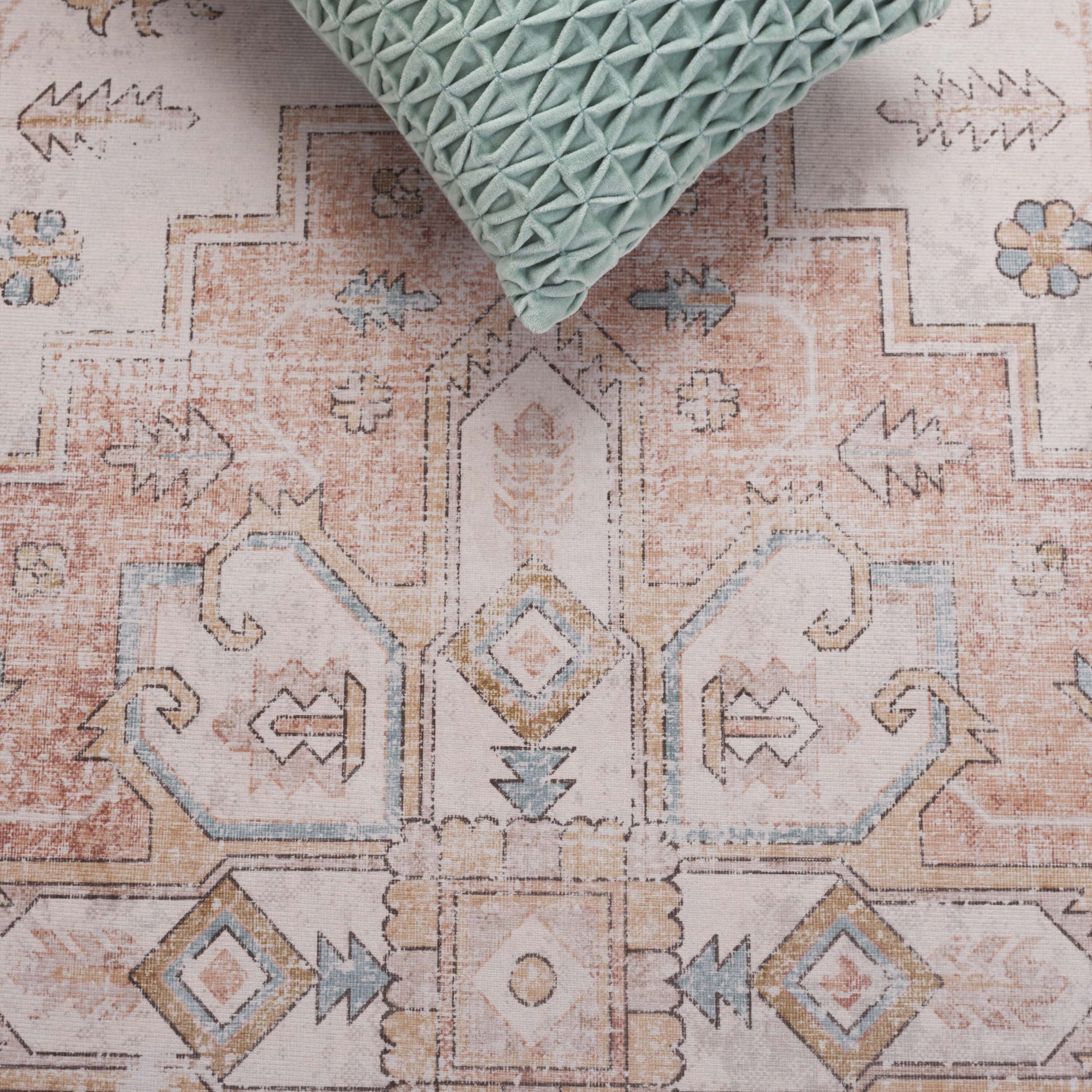 Safavieh Arizona 243P Rust Beige 5ft x 8ft Traditional Rug in the Rugs ...