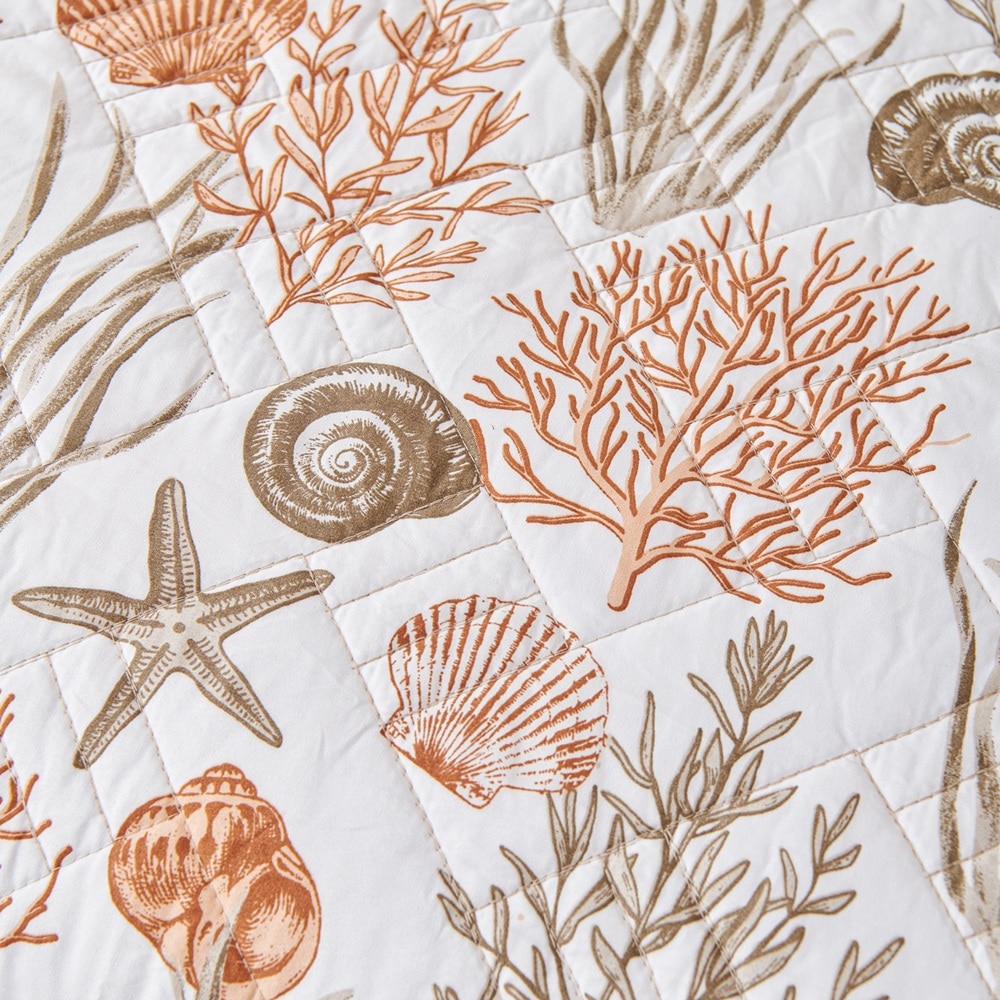 Red Ocean 3 Pc Quilt Set Vibrant Seaside Bedding with 2 Pillowcases All ...