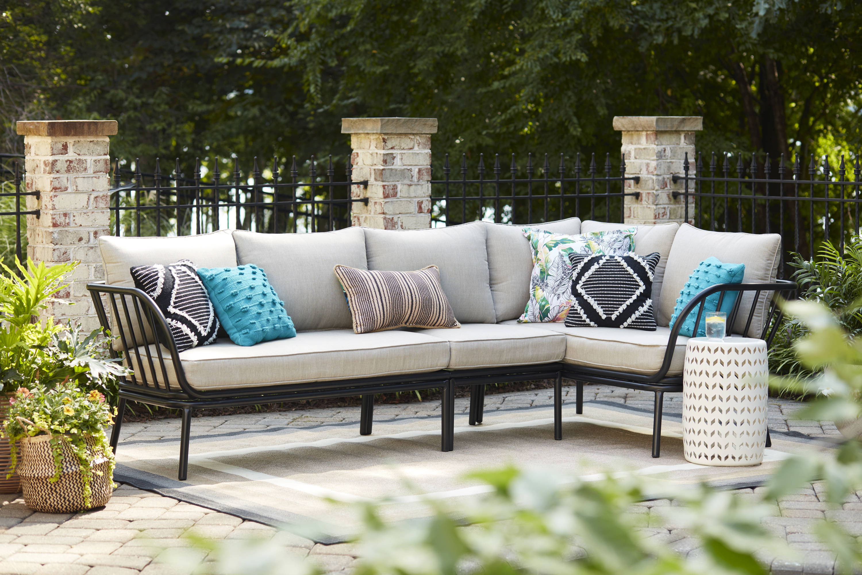 Style Selections Westchester Outdoor Loveseat with Off white Cushion S and Steel Frame in the Patio Sectionals Sofas department at Lowes