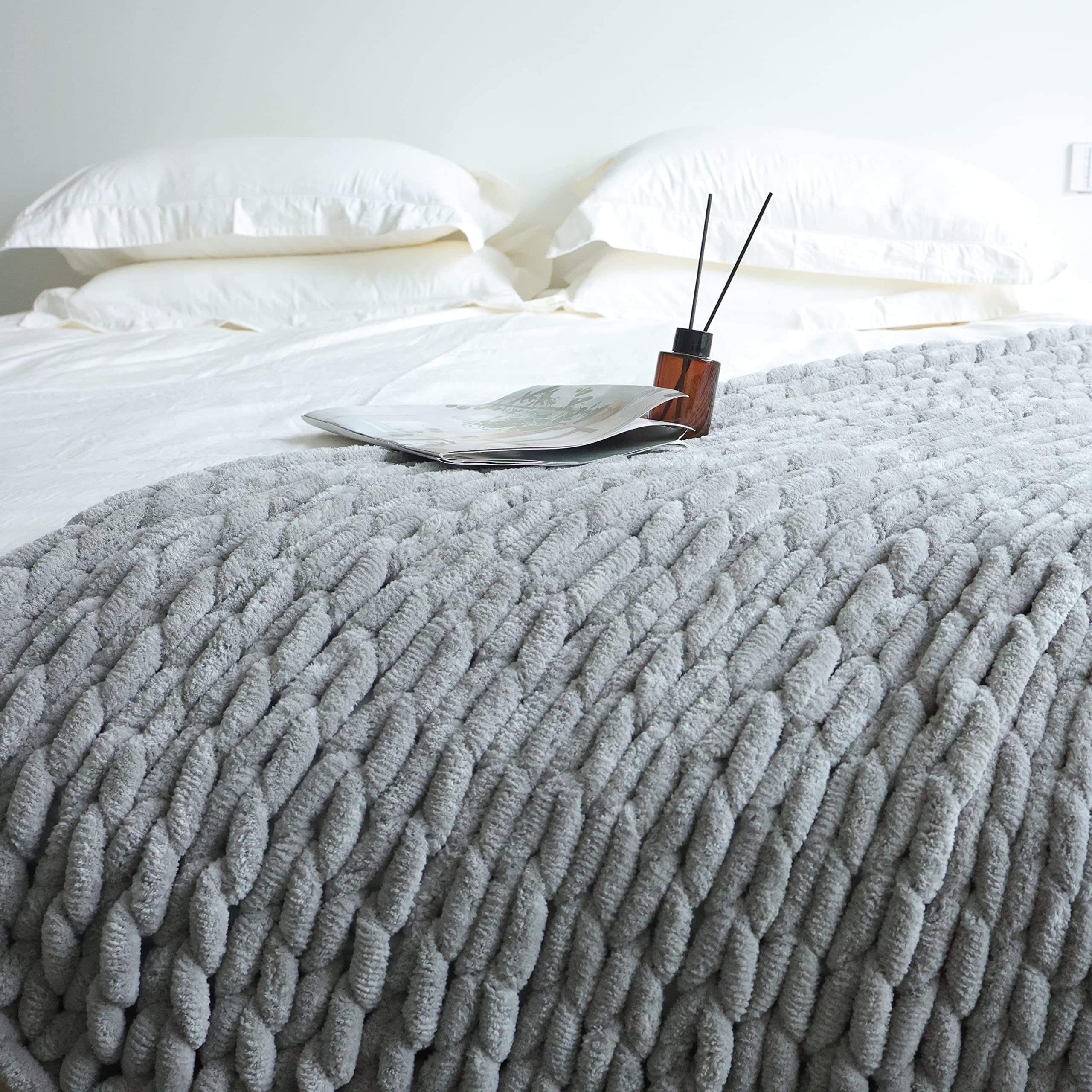 PIGFDK Grey 50x60in Handmade Chunky Chenille Knit Blanket Throw Warm ...
