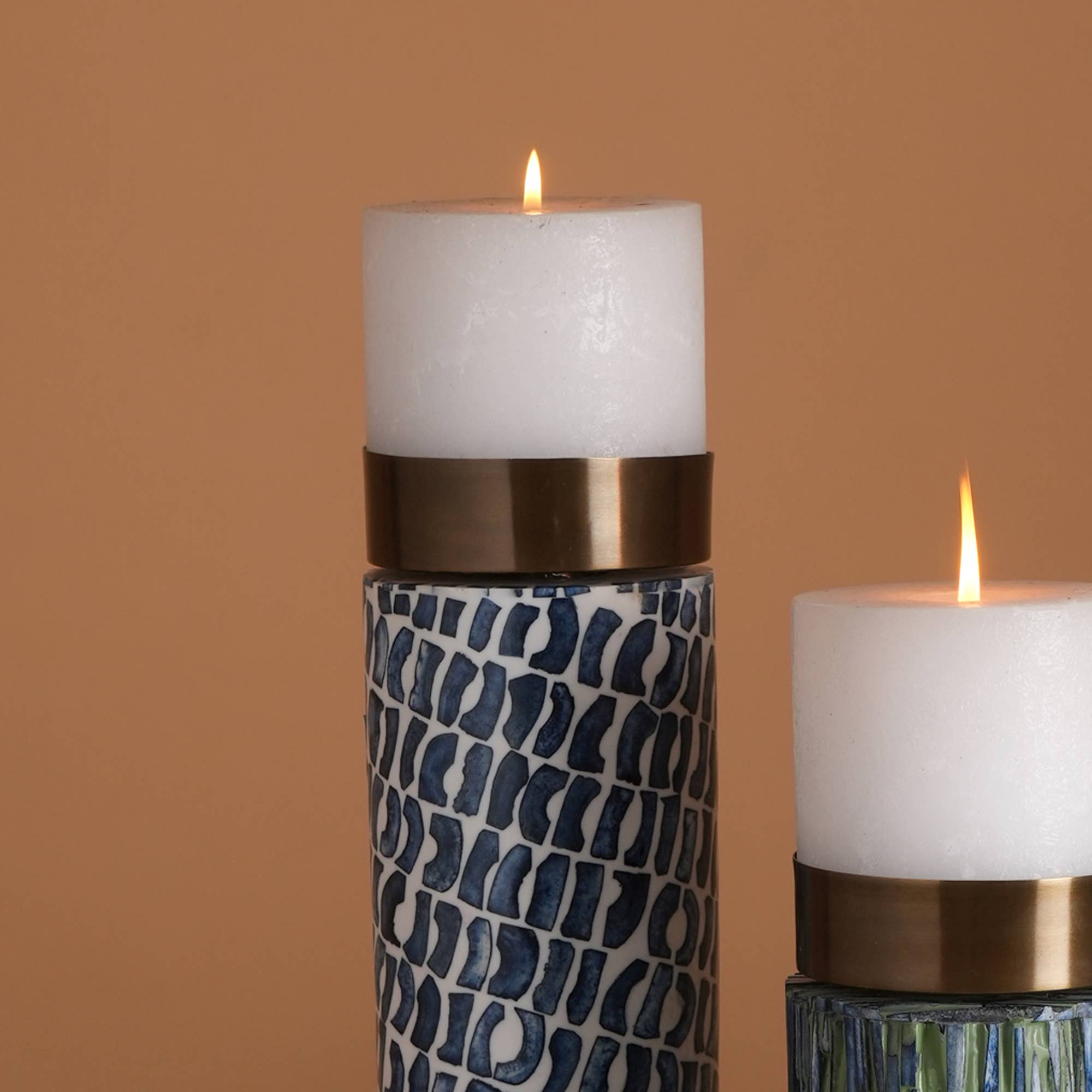 LUXEYARD Elegant Handcrafted Candle Stand Blue Bone White Resin Inlay ...