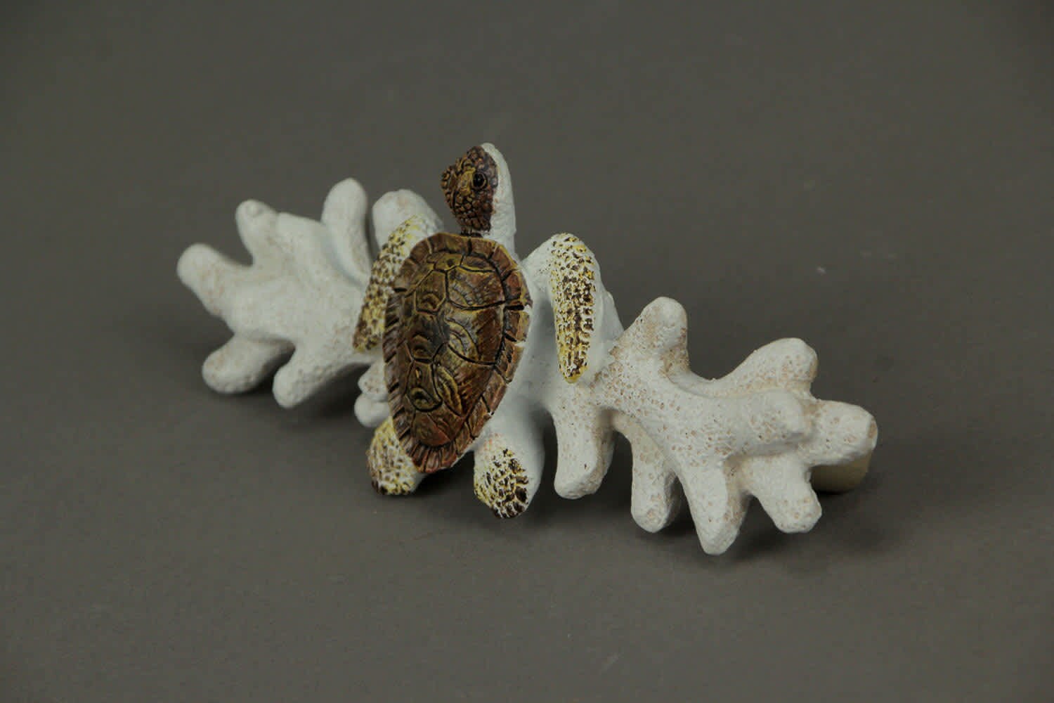 De Leon Collections Brown Sea Turtle On Coral Drawer Pull Handles Set ...