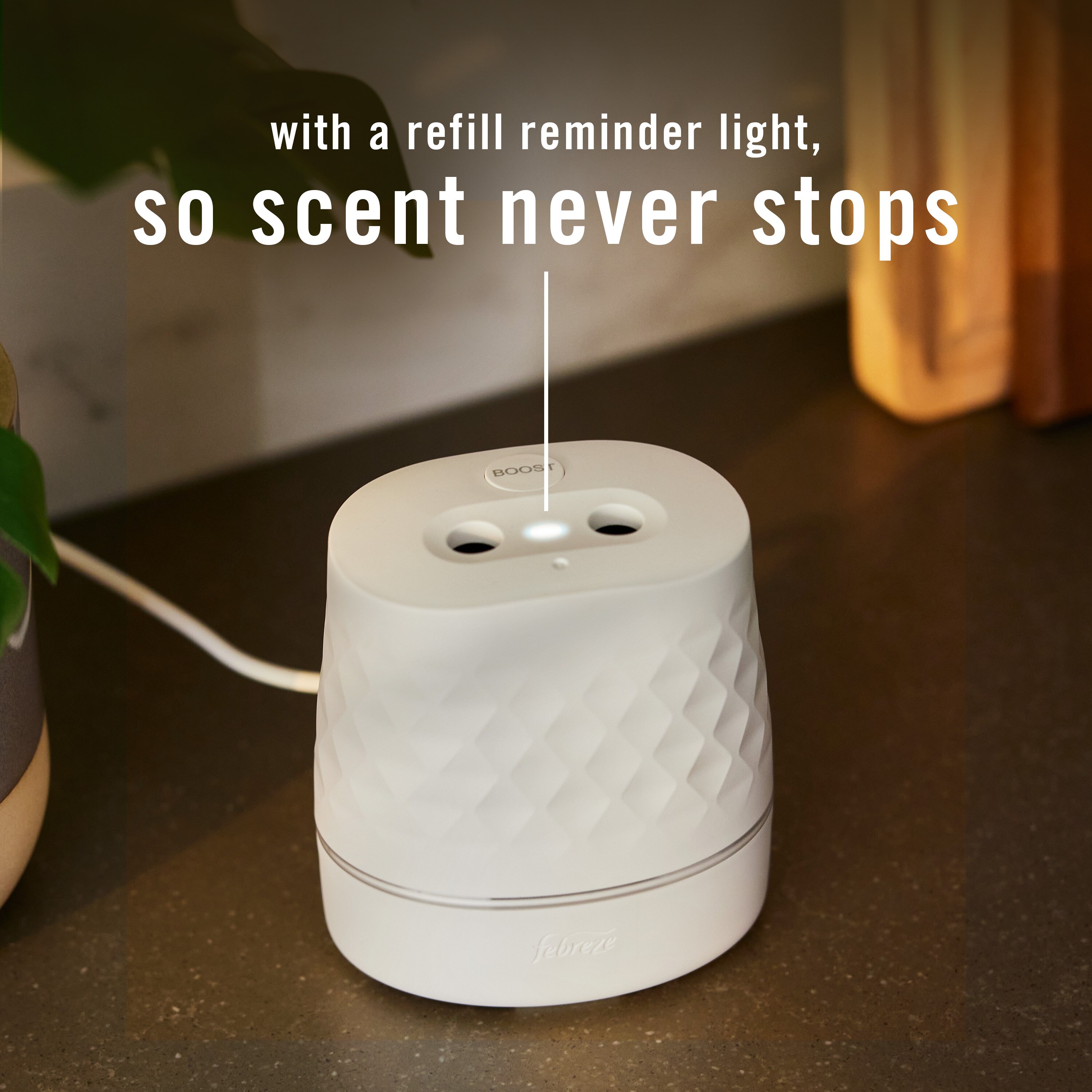 Febreze PLUG Scent Booster 3077214637 at Lowes.com