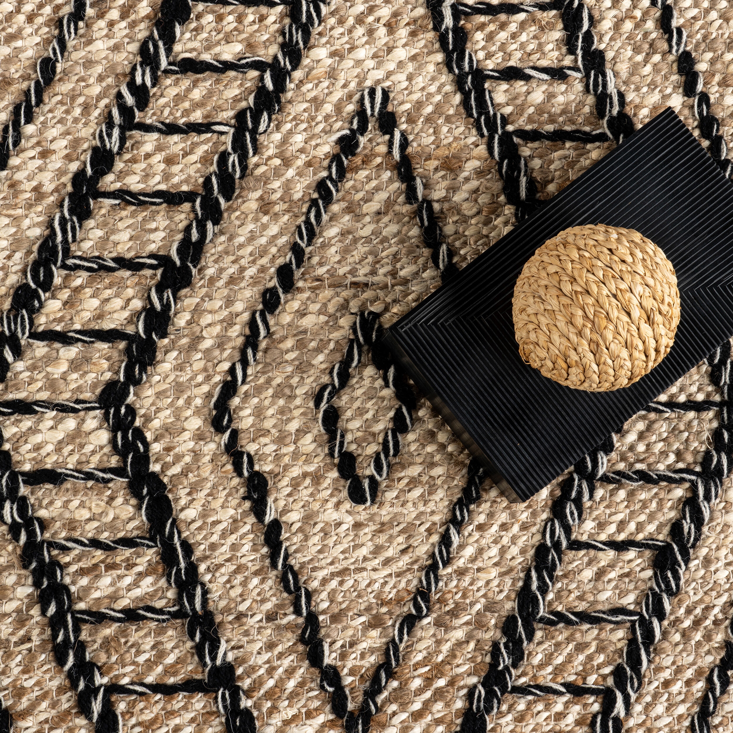 nuLOOM Betony Modern Trellis Jute Blend 4ft. x 6ft. Light Beige Area ...