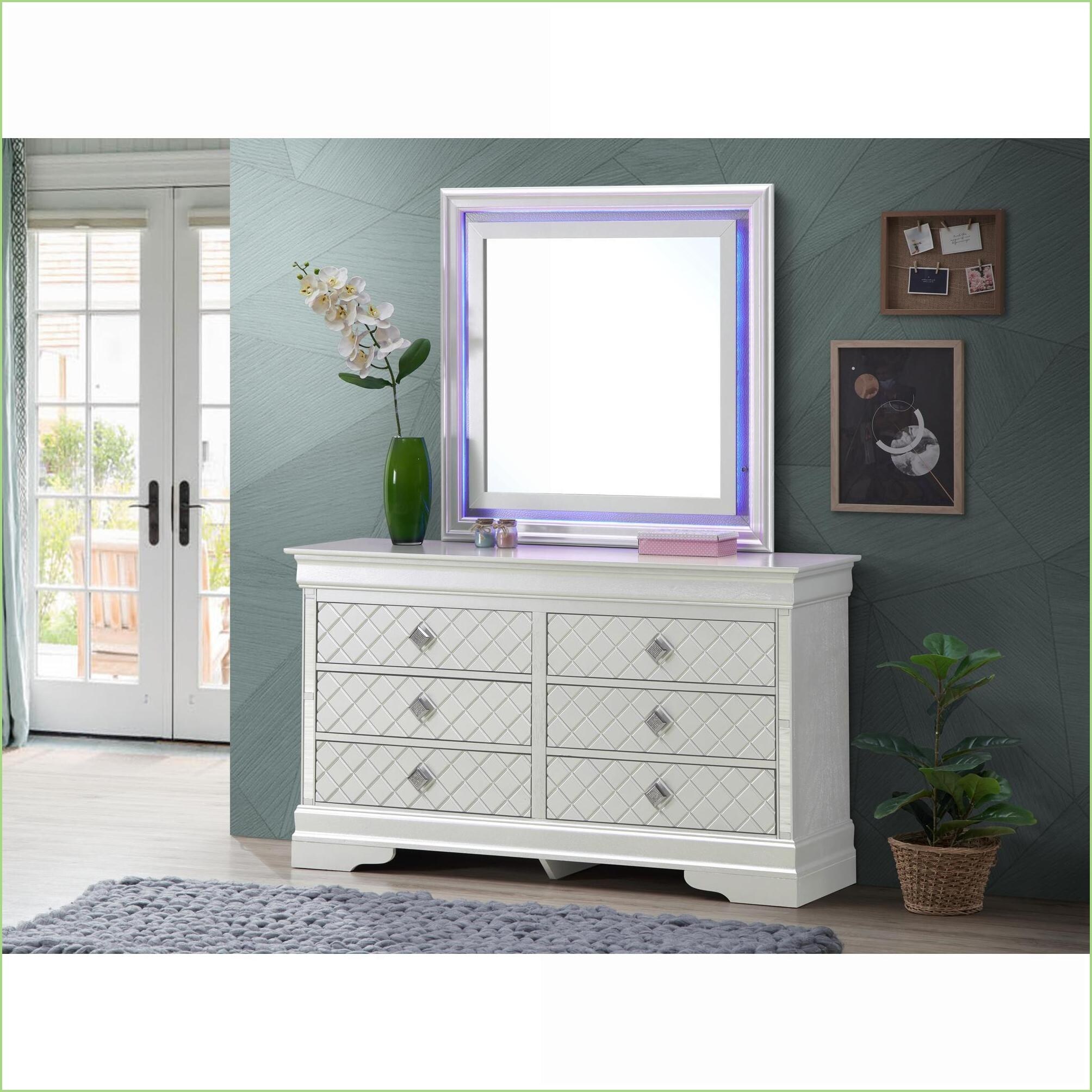 SunJet Elegant Traditional Dresser in Champagne finish made from ...