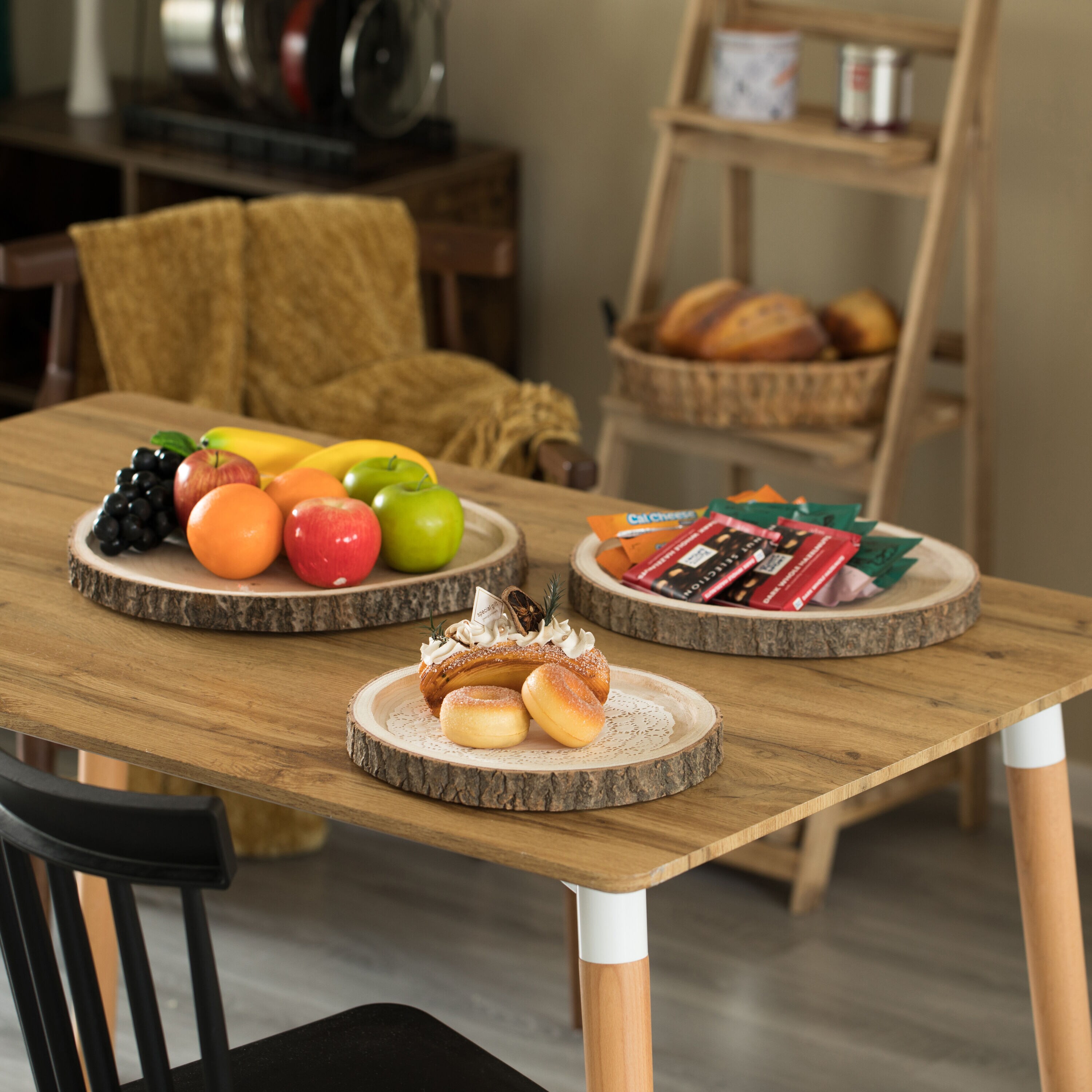 Vintiquewise Natural Wooden Bark Round Slice 12-inch Tray, Rustic Table ...