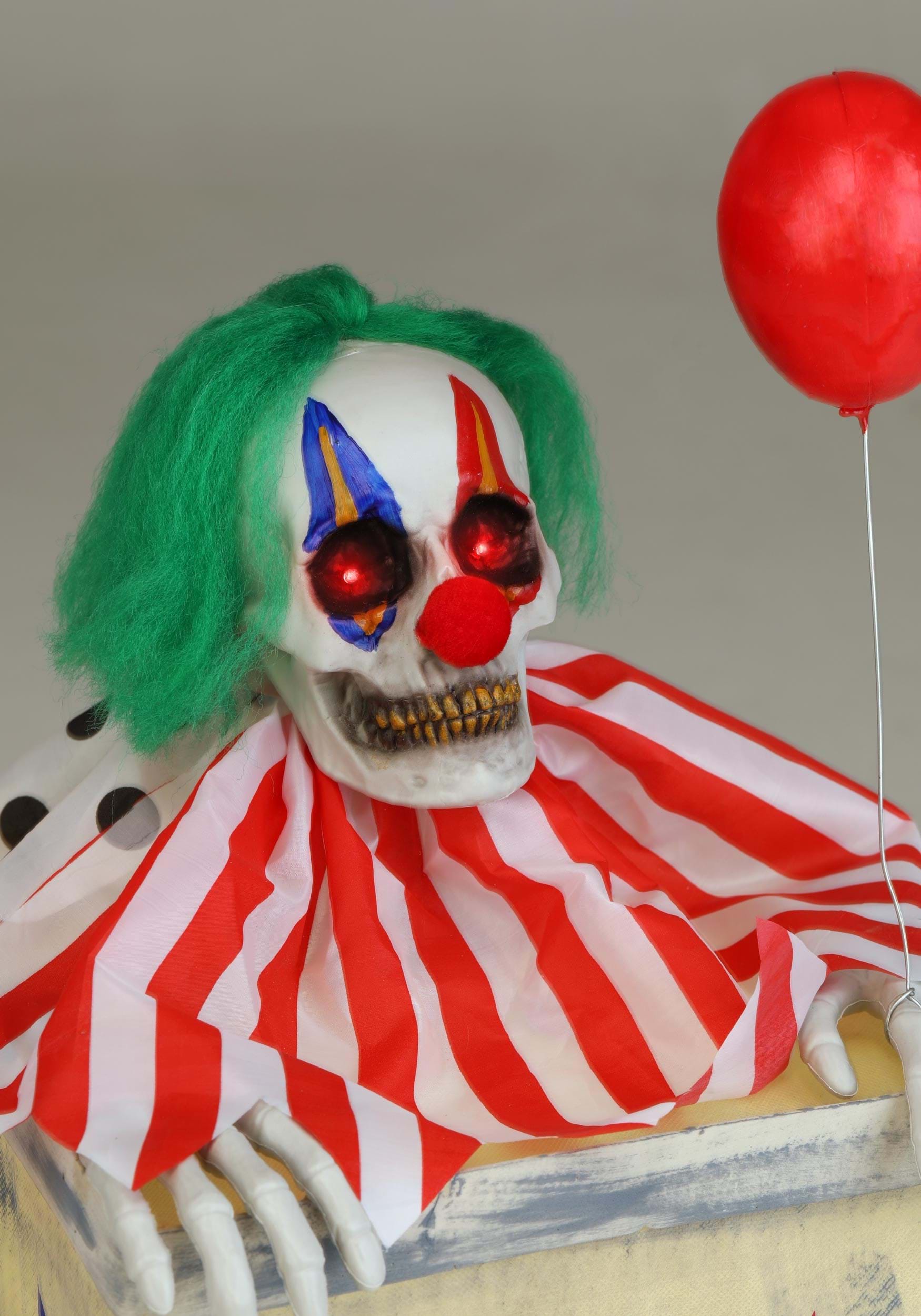 HalloweenCostumes.com FUN Costumes 2.5FT Animated Laughing Evil Clown ...