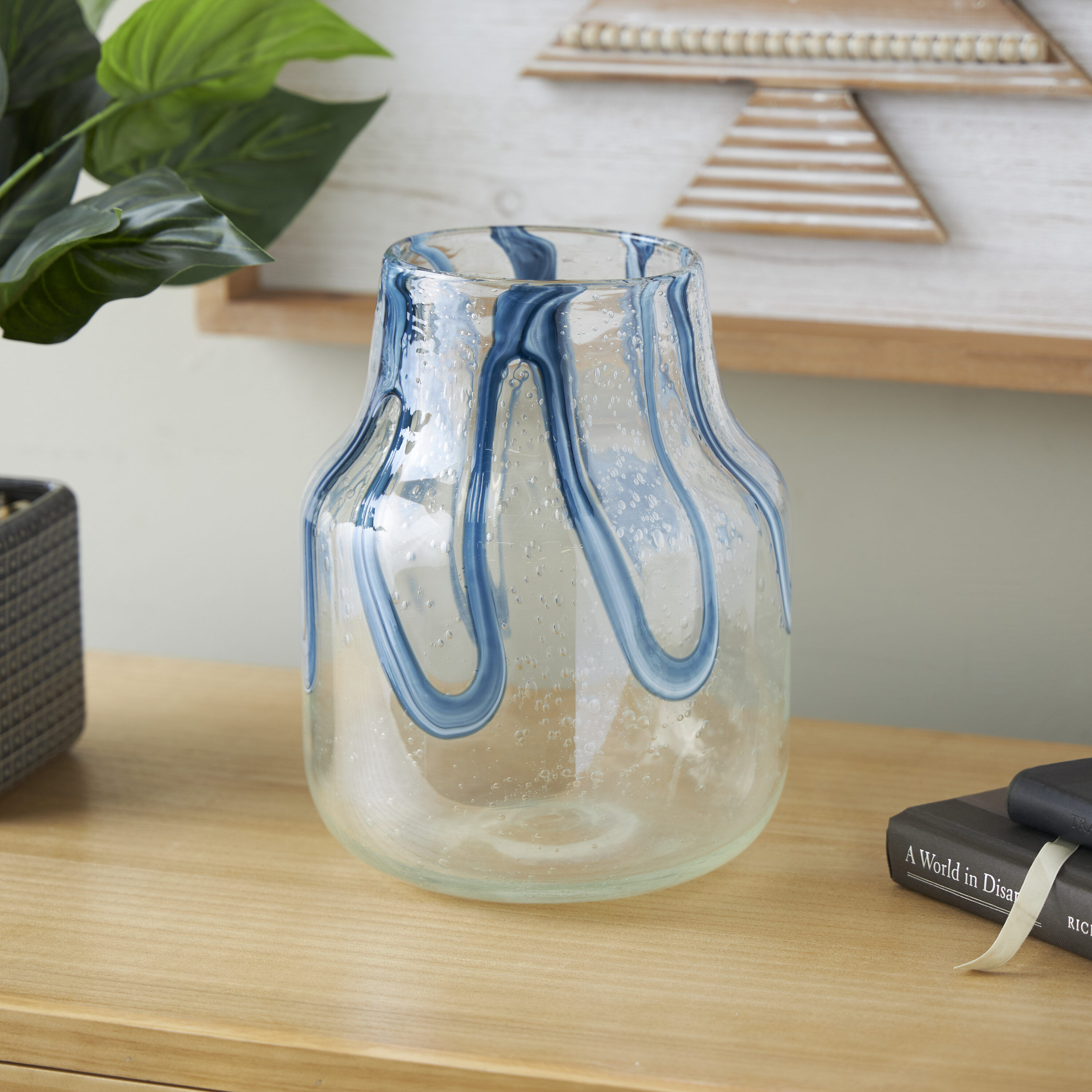 Grayson Lane Off-white Glass Modern Vase in the Decorative Accessories ...