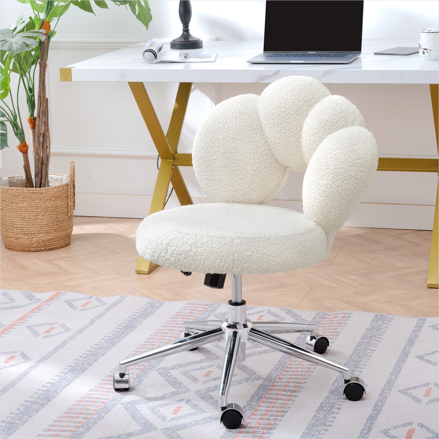 Naturefalls Clean white teddy fabric swivel home office chair with ...