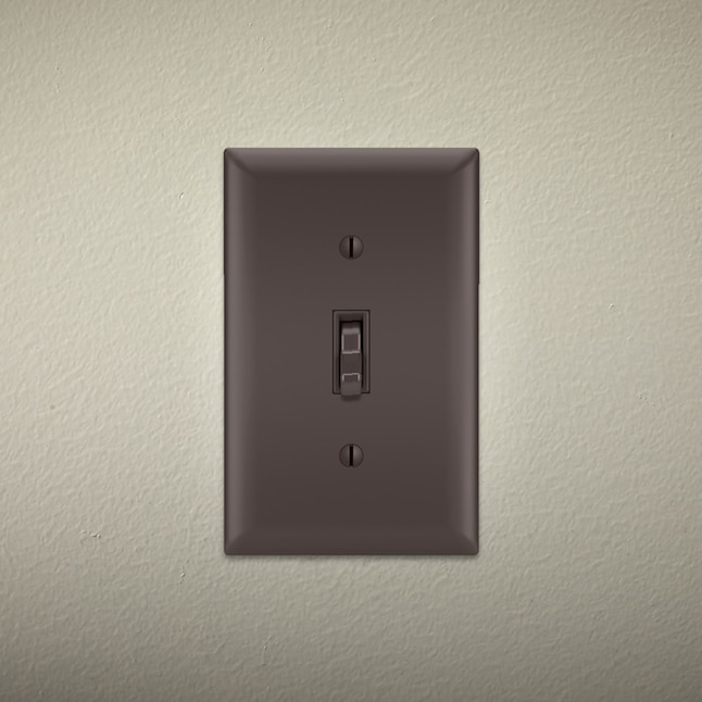 Pass & Seymour/Legrand 15-amp 3-way Night Light Toggle Light Switch ... Pass & Seymour/Legrand 15-amp 3-way Night Light Toggle Light Switch ...