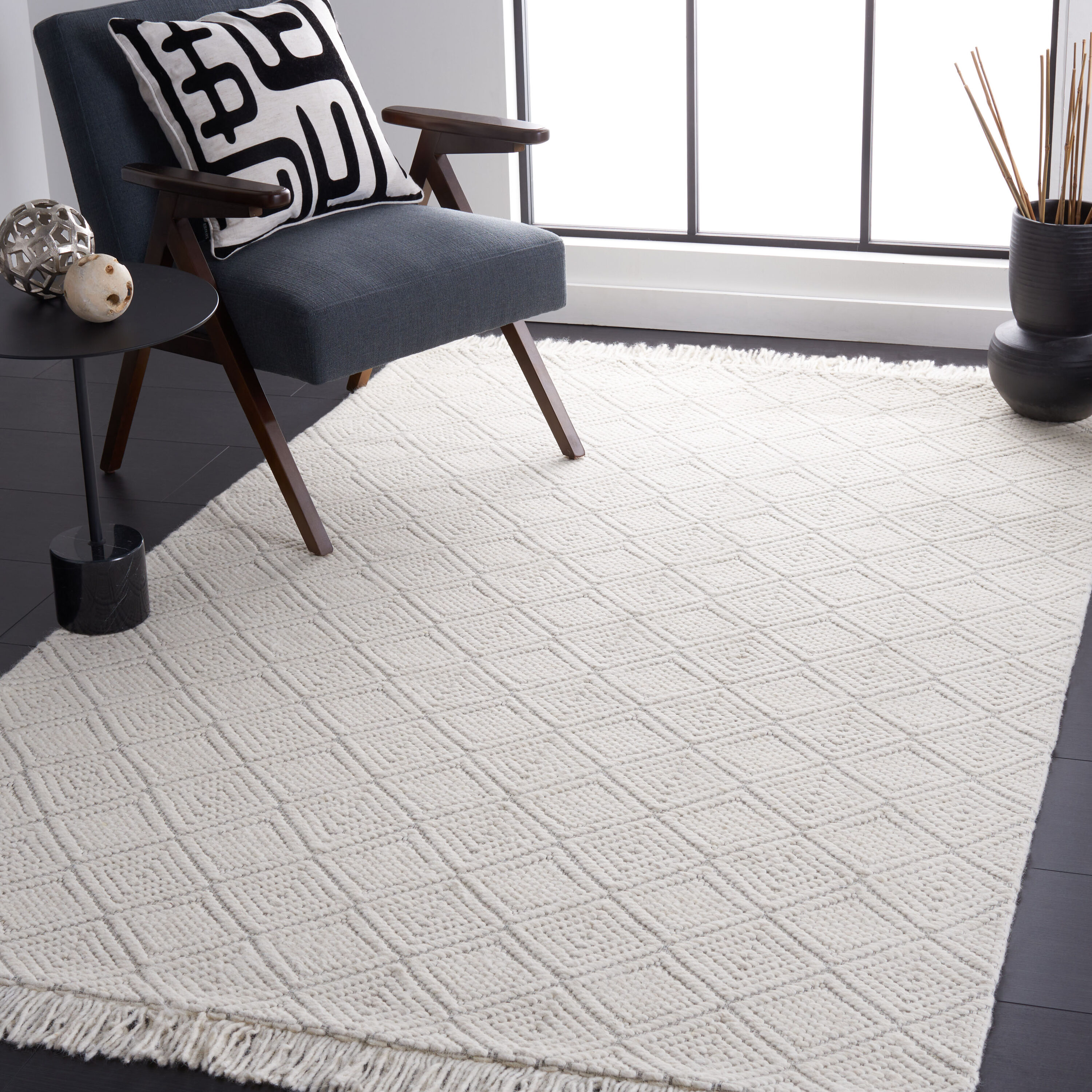 Safavieh Marbella 203 Ivory Contemporary 4ft x 6ft Small Rectangle Rug ...