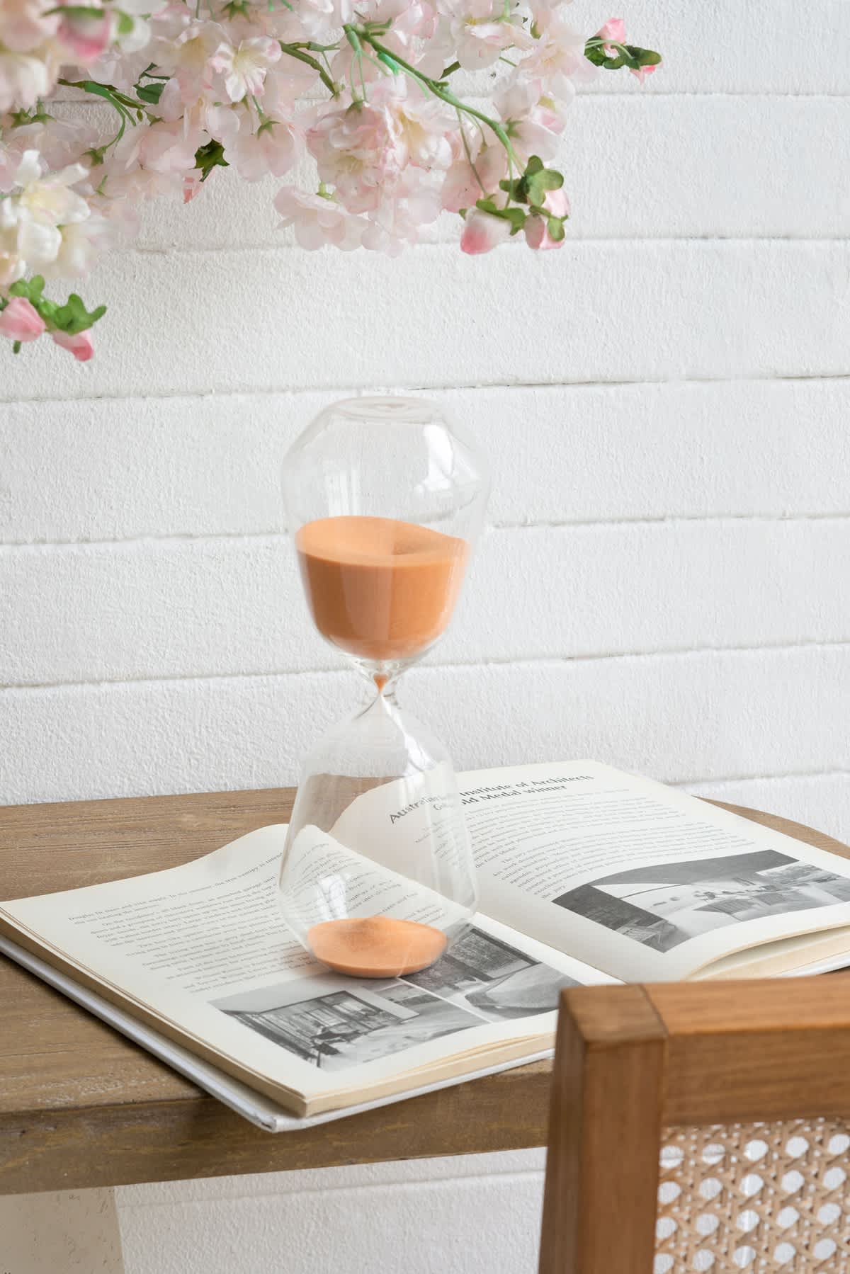 Vynxaria Clear Terracotta Contoured Glass 3 in Decorative Hourglass in ...
