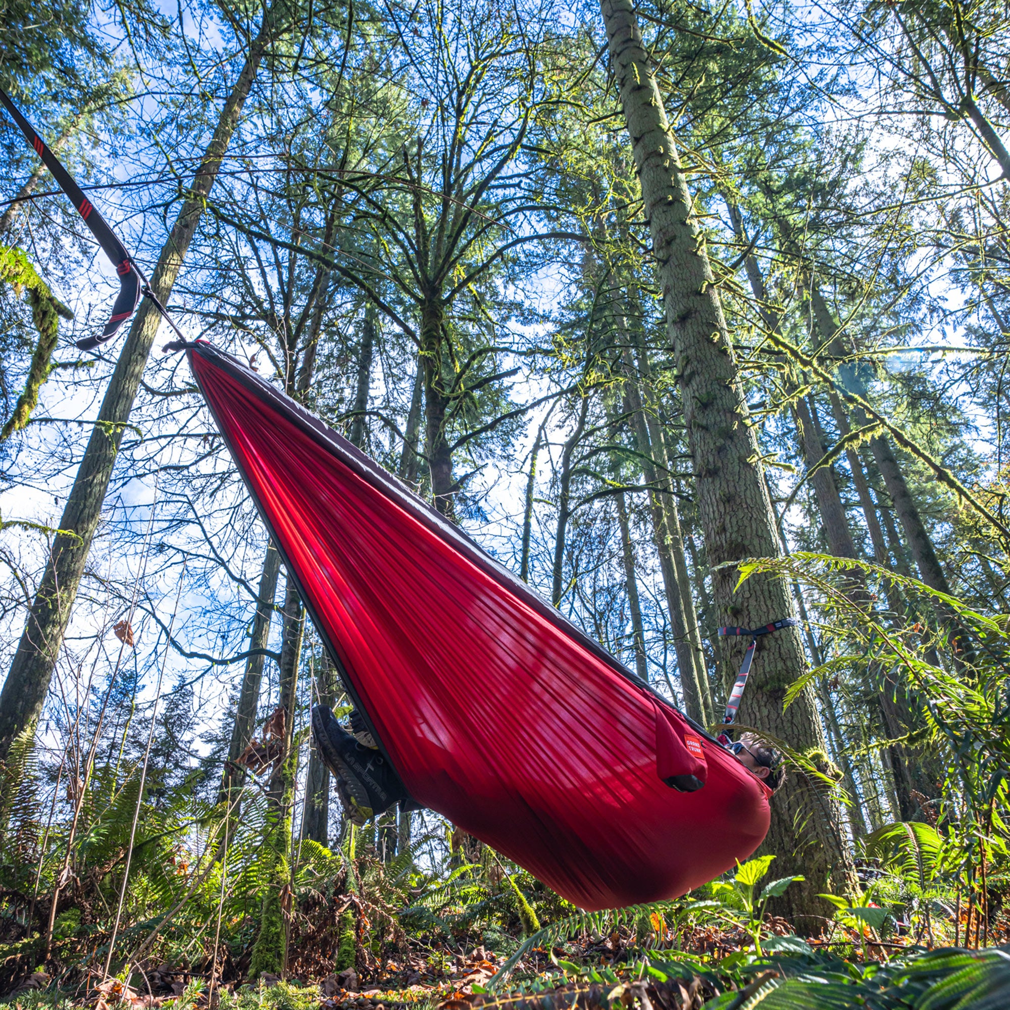 Grand Trunk Double Deluxe Parachute Nylon Hammock w/Straps - Crimson ...