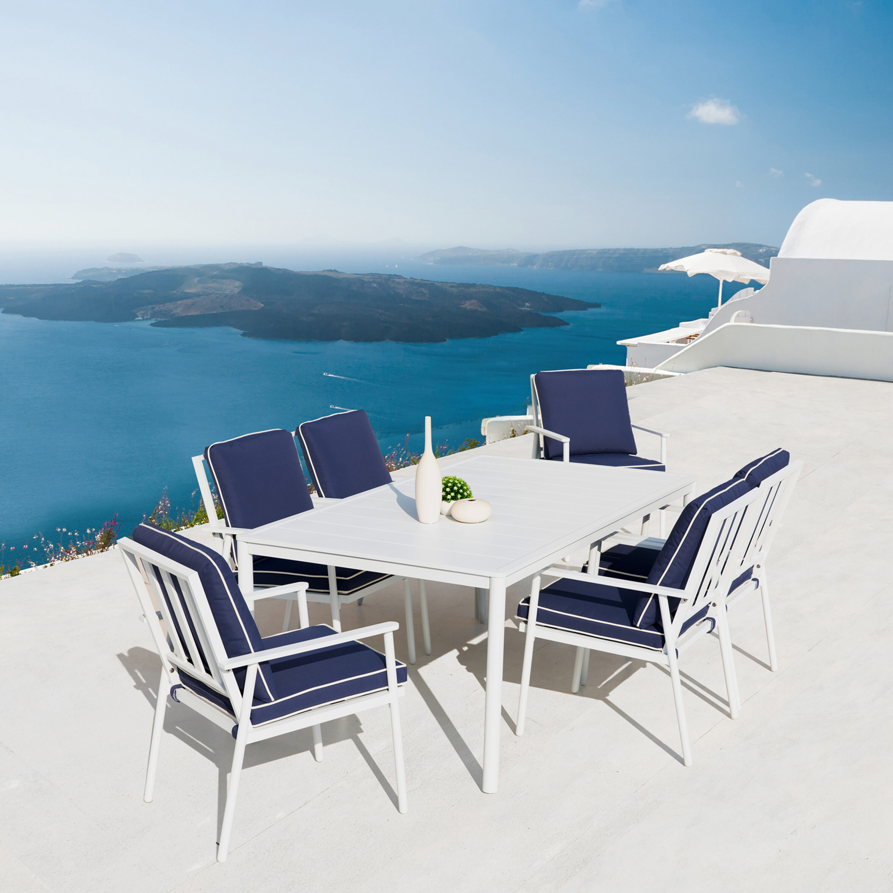 Blue and white outdoor dining set store