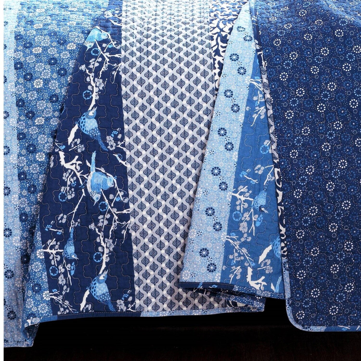 Slickblue 3-Piece Blue King/ Full Queen Reversible Boho Quilt Set ...