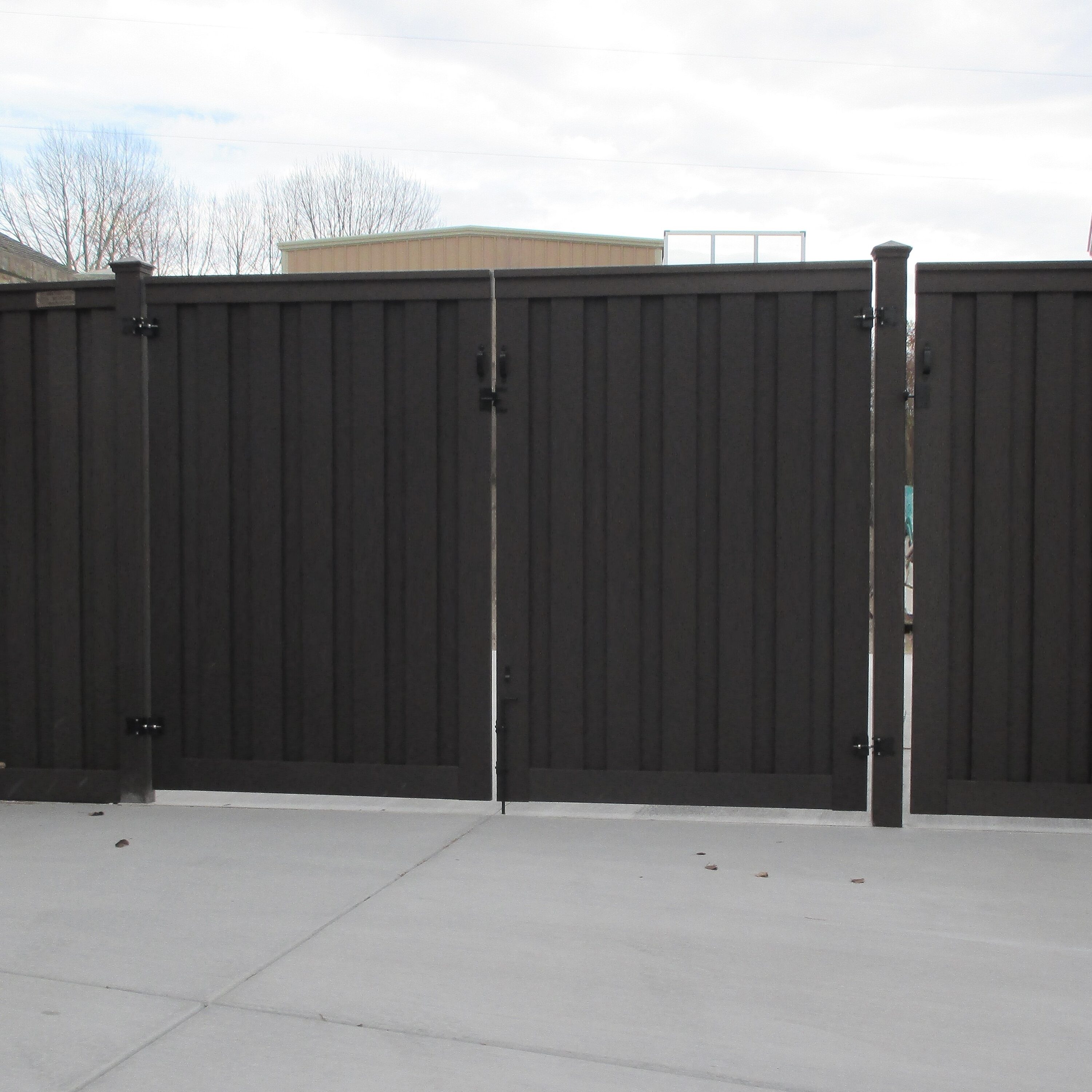Trex Fencing Seclusions 8-ft H x 10-ft W Charcoal Brown Residential ...