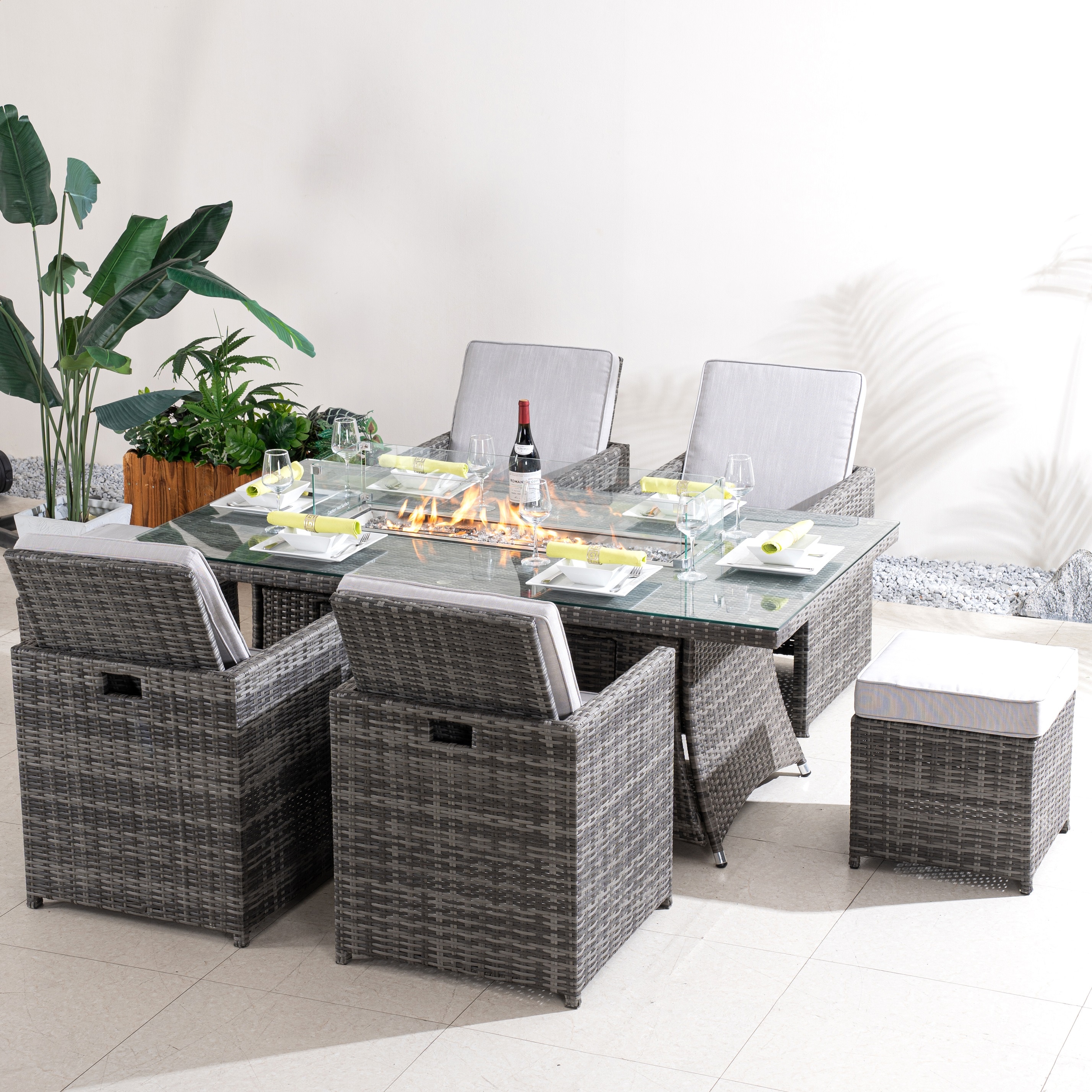 Fire Pit Patio Dining Sets for Outdoor Entertaining | Lowe's