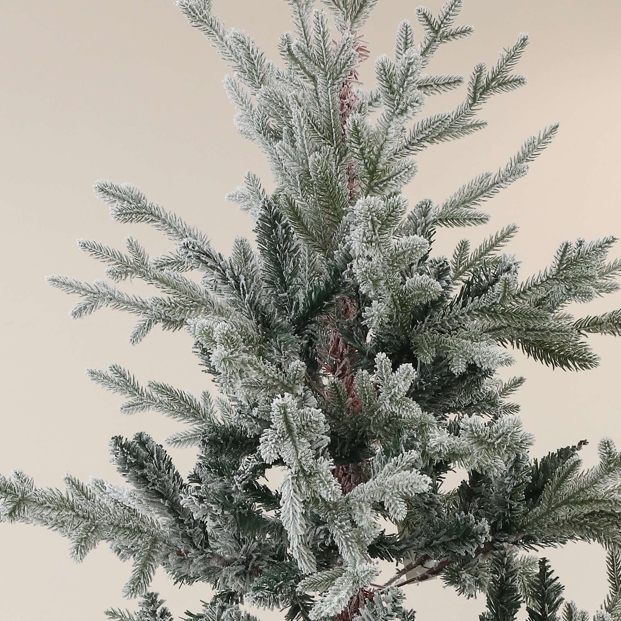 GDFStudio 6ft Nordic Pine Artificial Christmas Tree with 795 Snow ...