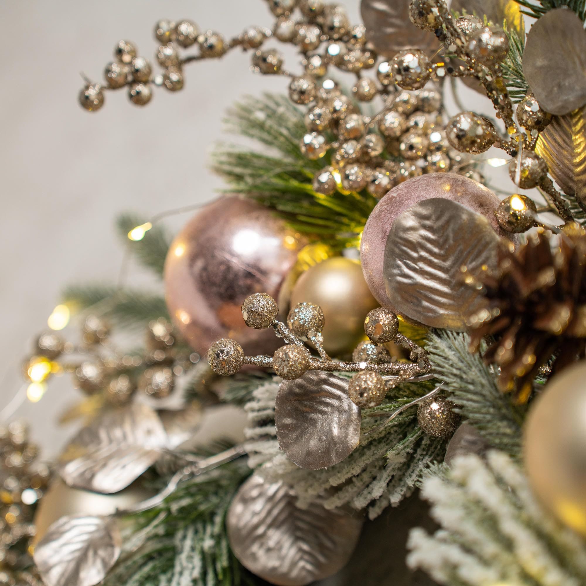 Afoxsos 24 inch Artificial Christmas Wreath Pink and Gold Baubles ...
