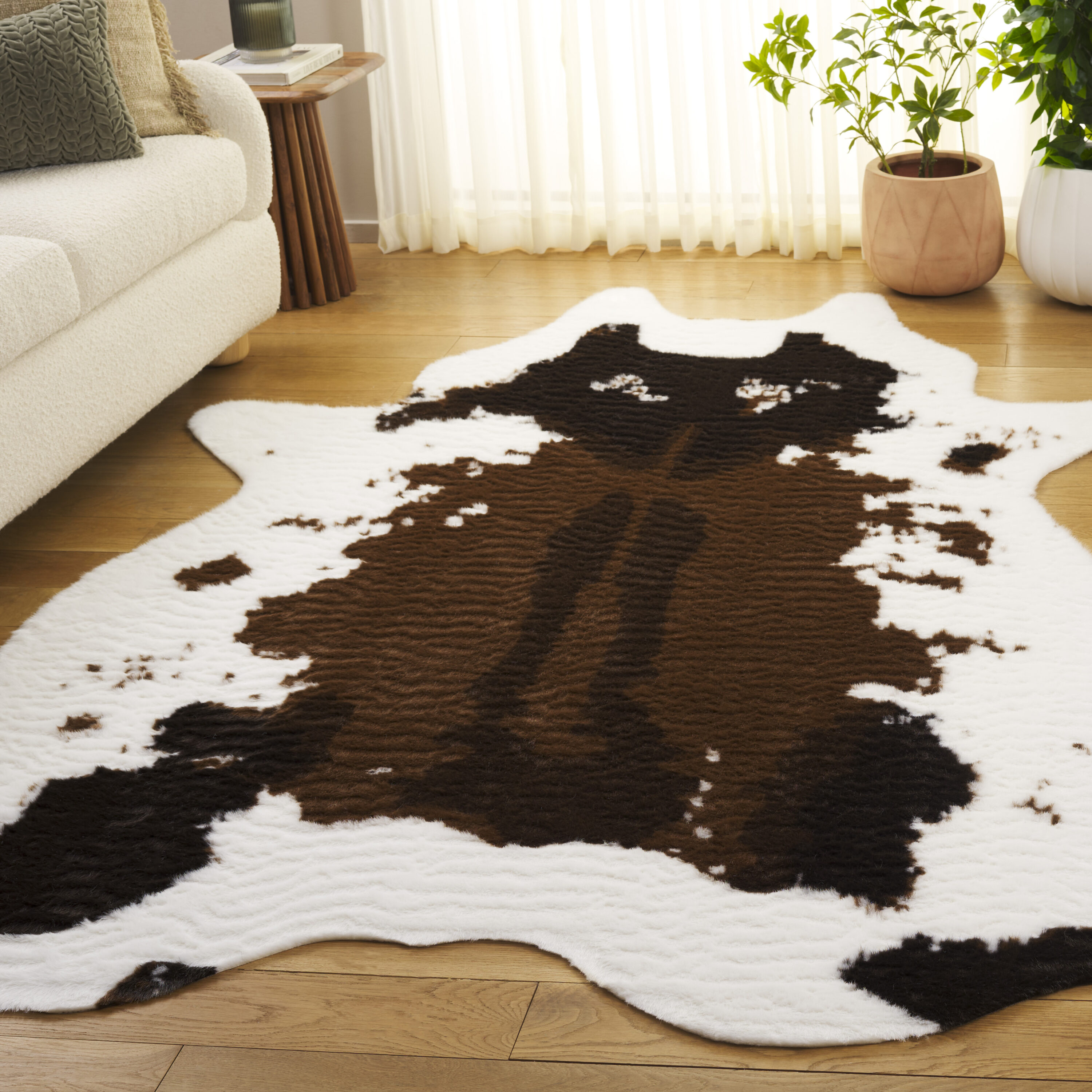 Safavieh Faux Cowhide 202A Ivory Dark Brown 6ft x 8ft Novelty Rug in ...